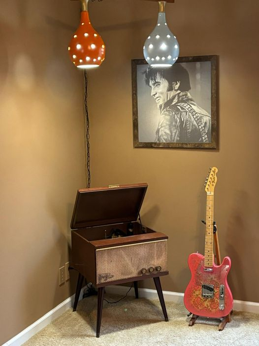 TCB - Music, Musicians and Bands - StereoNET