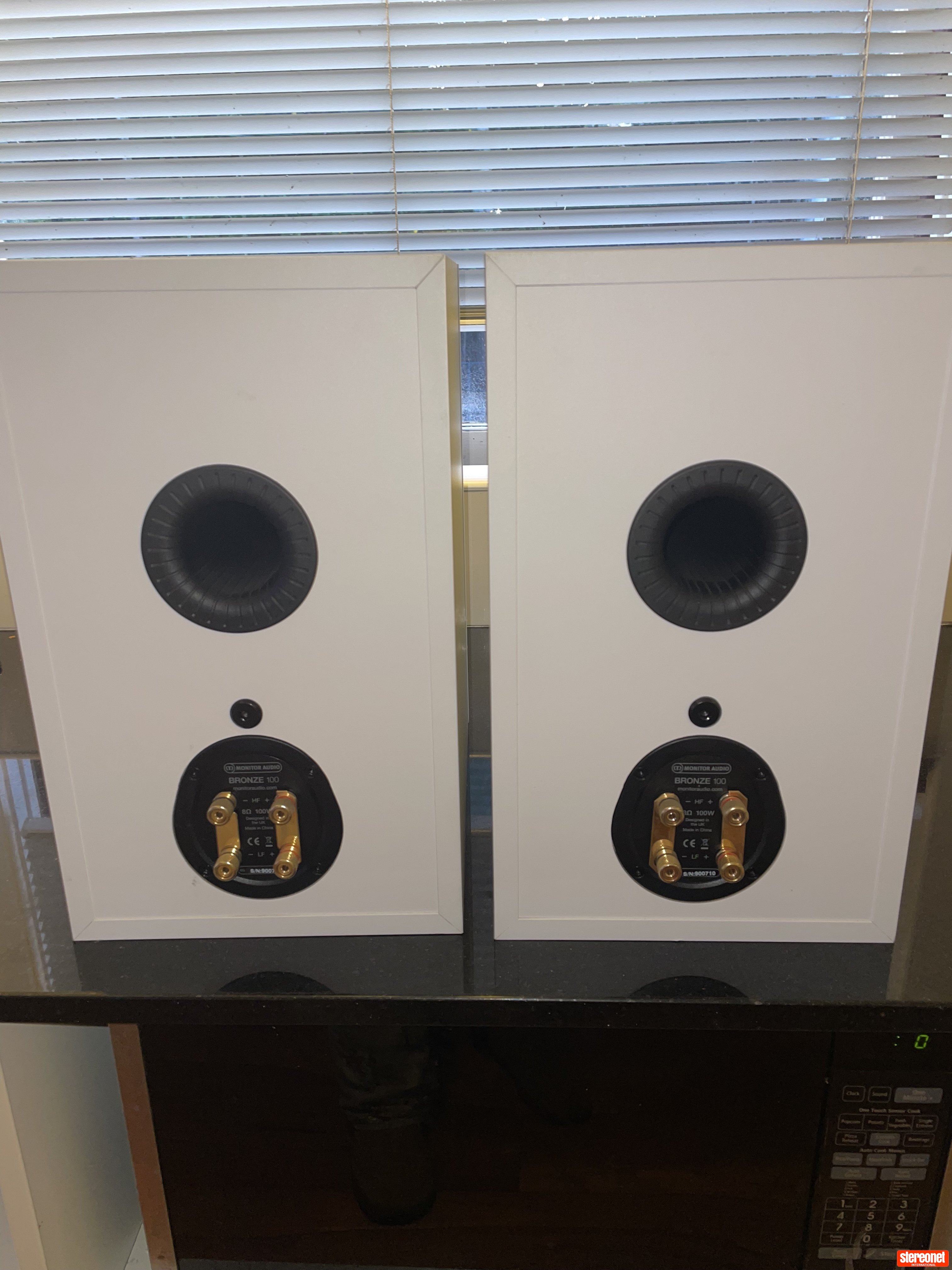 Monitor Audio Bronze 100 Bookshelf Loudspeakers |﻿ Bookshelf & Small ...