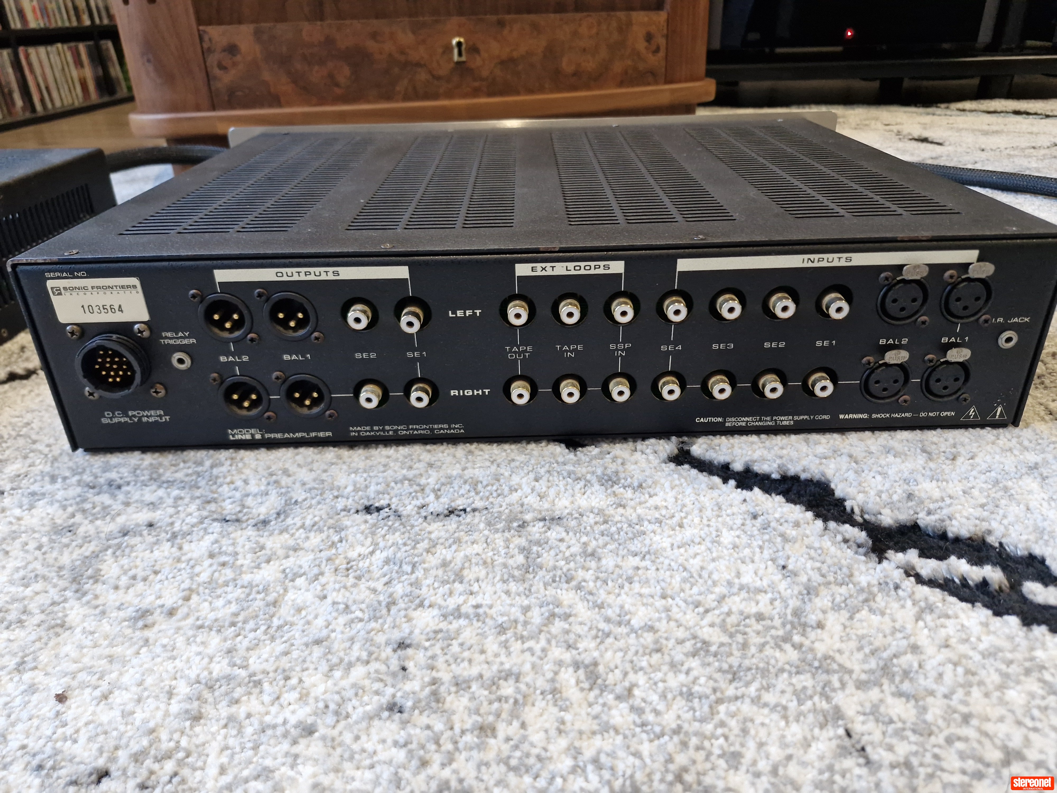 Sonic Frontiers Line 2 Pre Amplifier - Pre Amplifiers - StereoNET