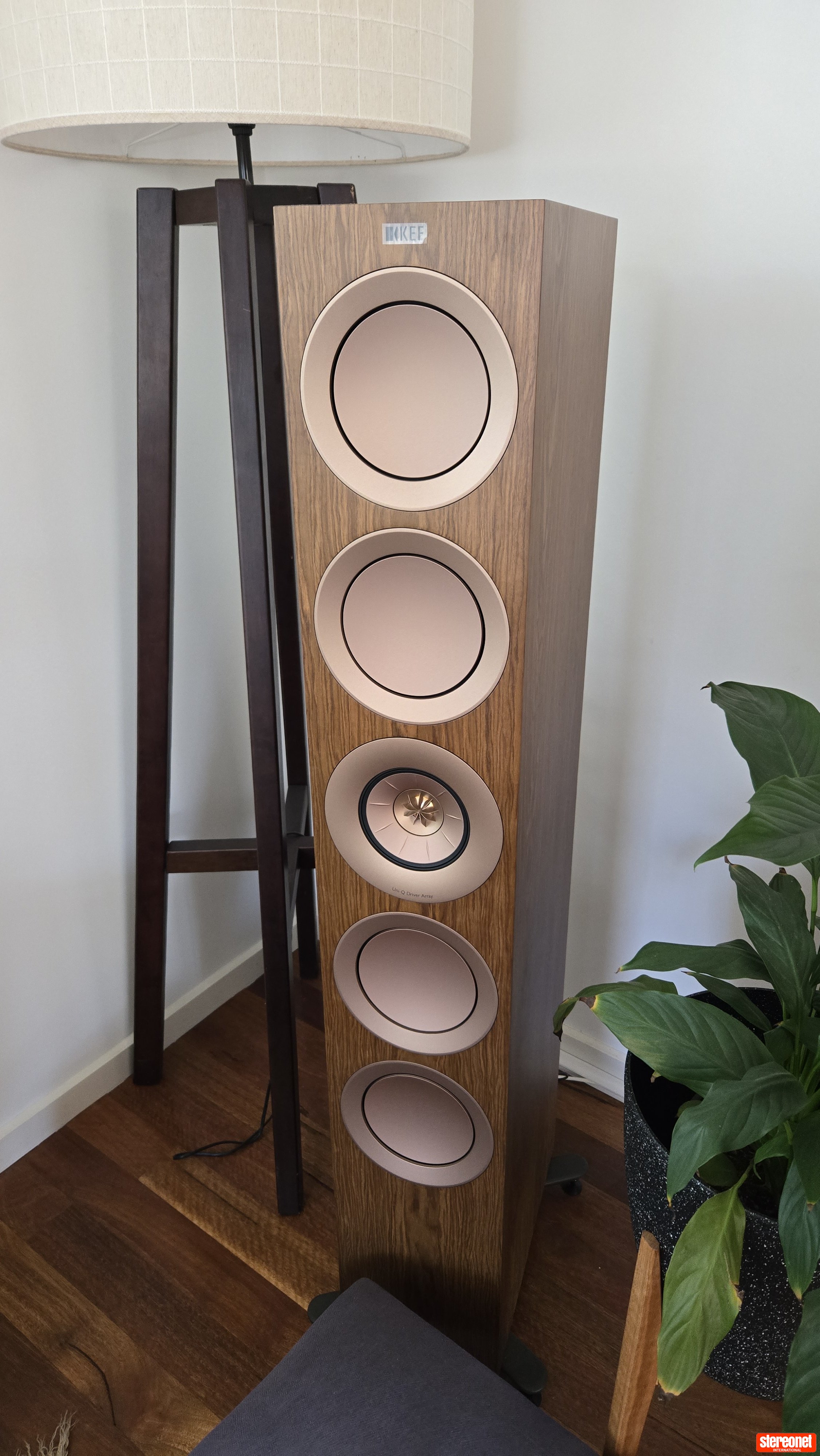 KEF R11 Floorstanding Loudspeakers - Floorstanders & Large Monitors ...