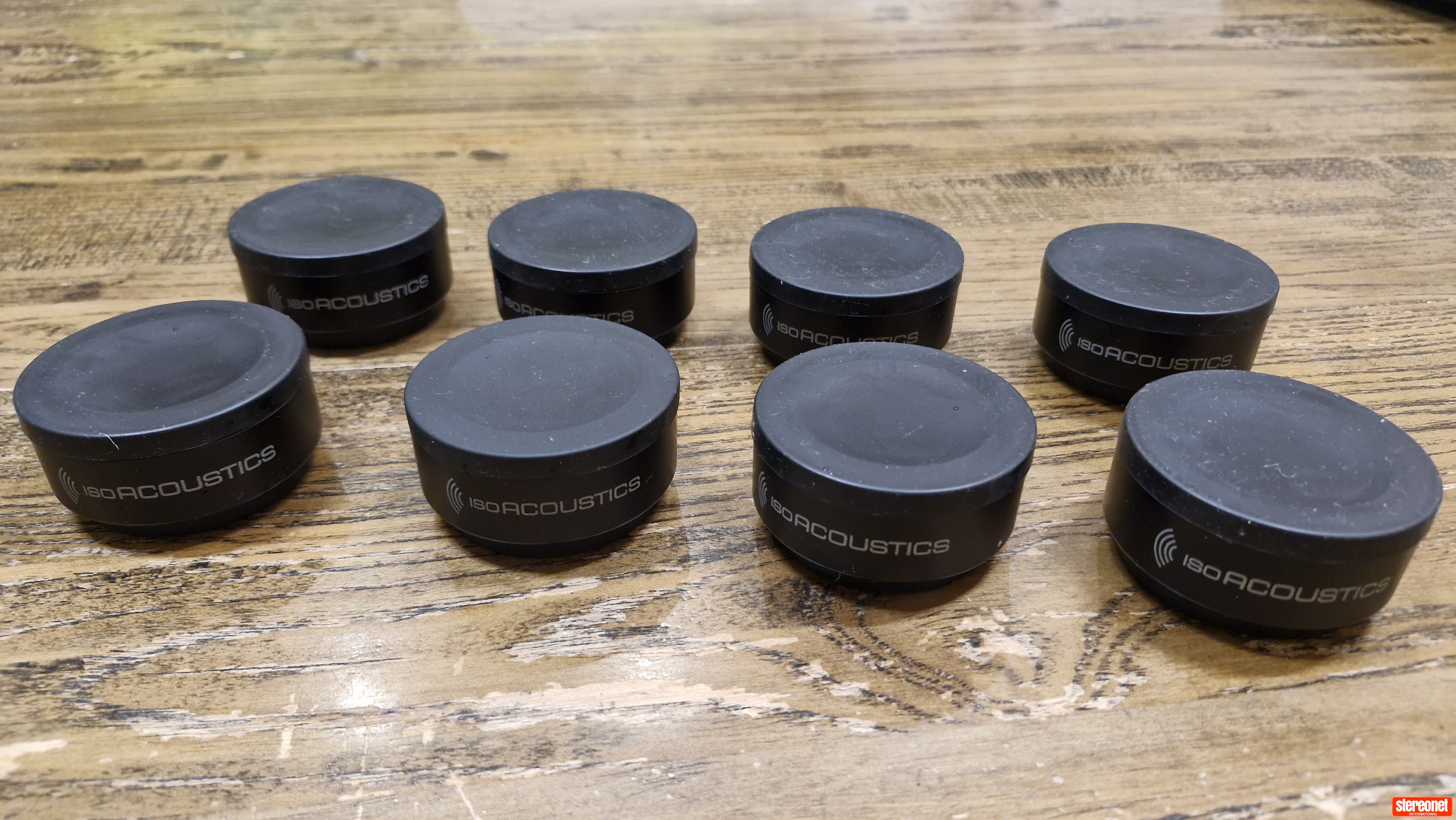 IsoAcoustics Iso-plug Isolation Footers - Tweaks / Tuning - StereoNET