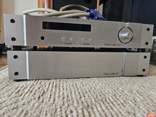 Pass Labs X1 Pre Amplifier - Pre Amplifiers - StereoNET