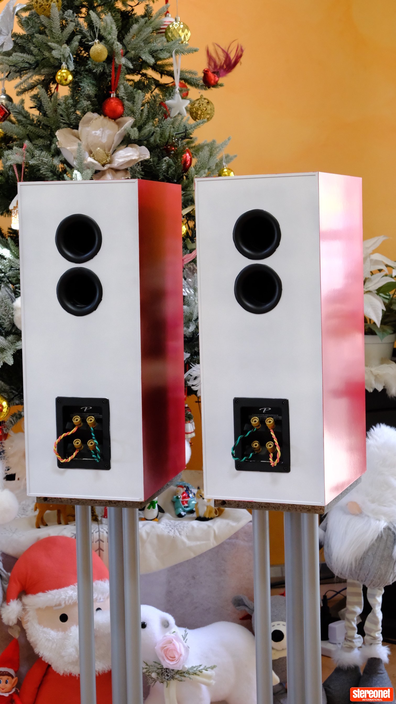 Paradigm Reference Studio 40 v2 Bookshelf Loudspeakers - Bookshelf ...