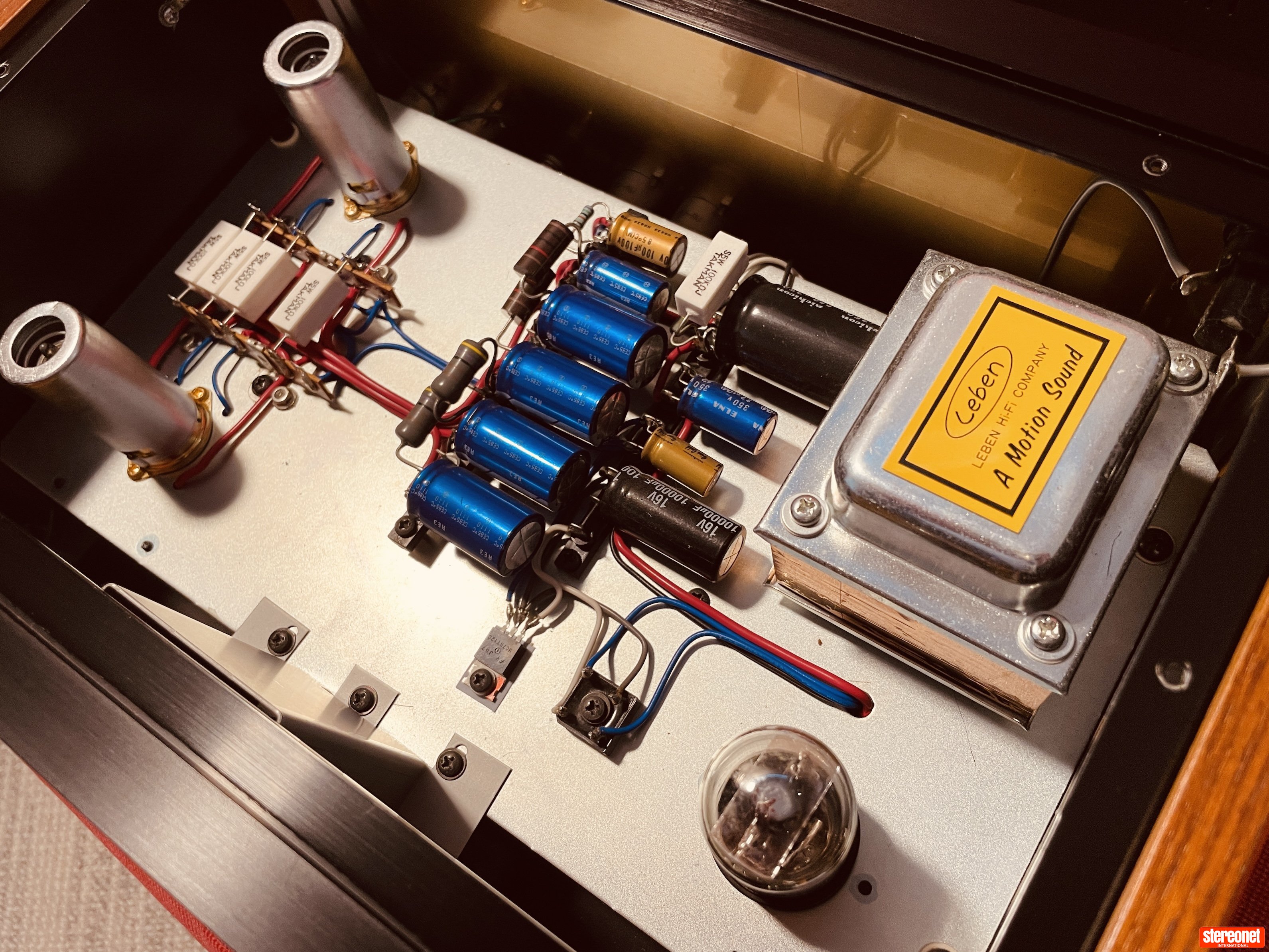 Leben RS-30EQ Phono Preamplifier - Phono Amplifiers - StereoNET