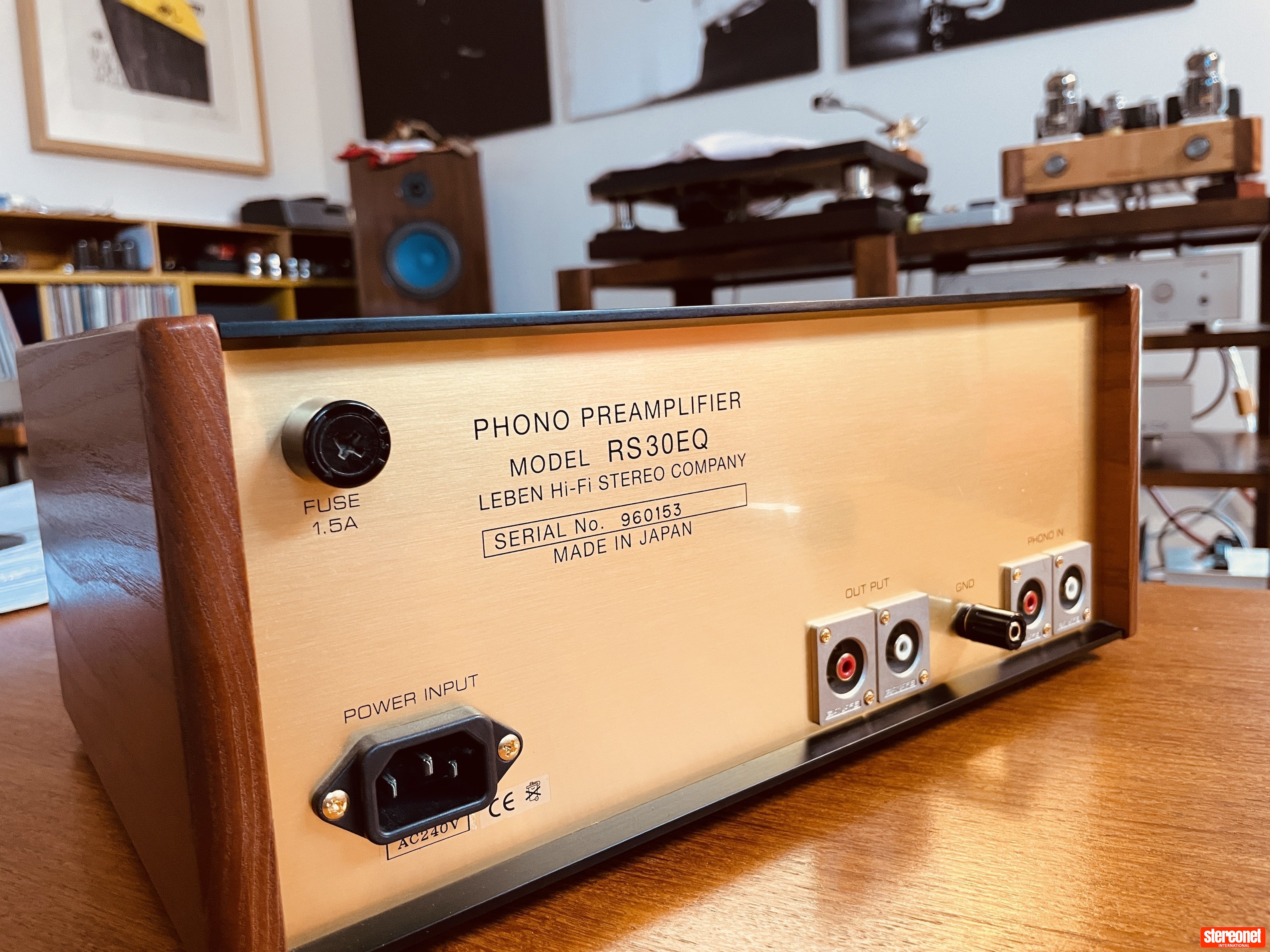 Leben RS-30EQ Phono Preamplifier - Phono Amplifiers - StereoNET