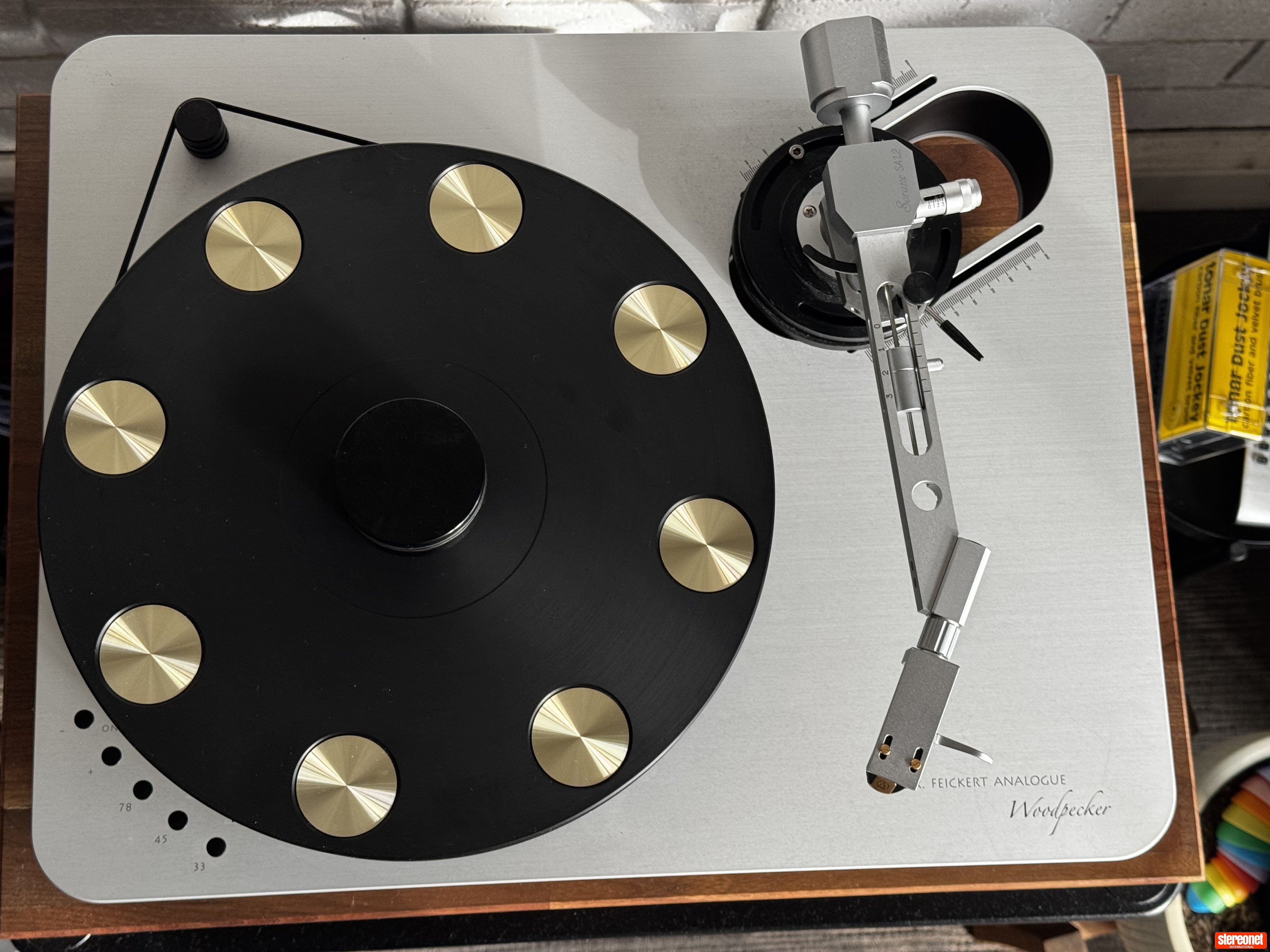 Dr. Feickert Woodpecker Turntable and Tonearm Package - Turntables ...