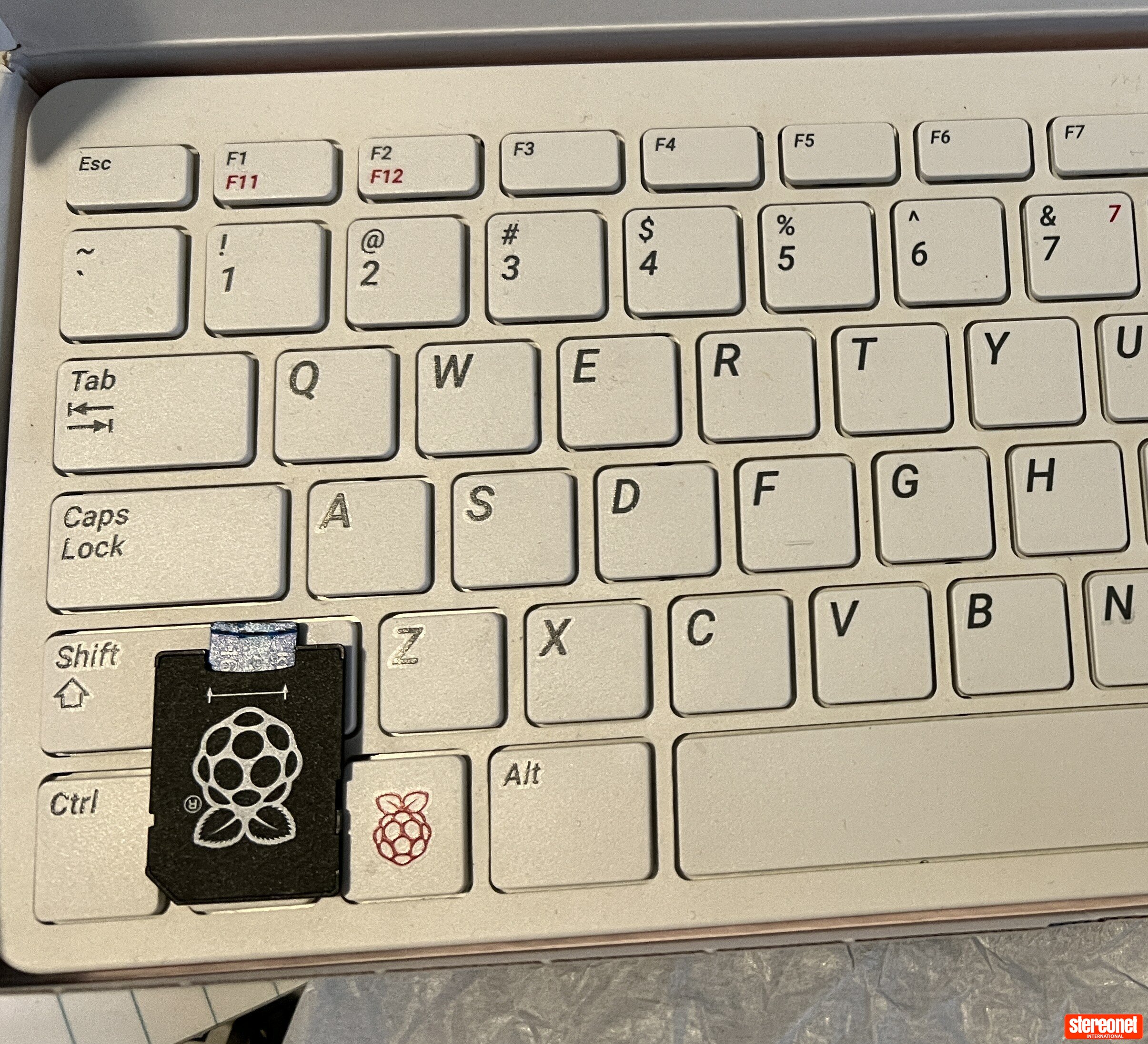 Raspberry Rpi 400 4Gb Computer - Computers & Related - StereoNET