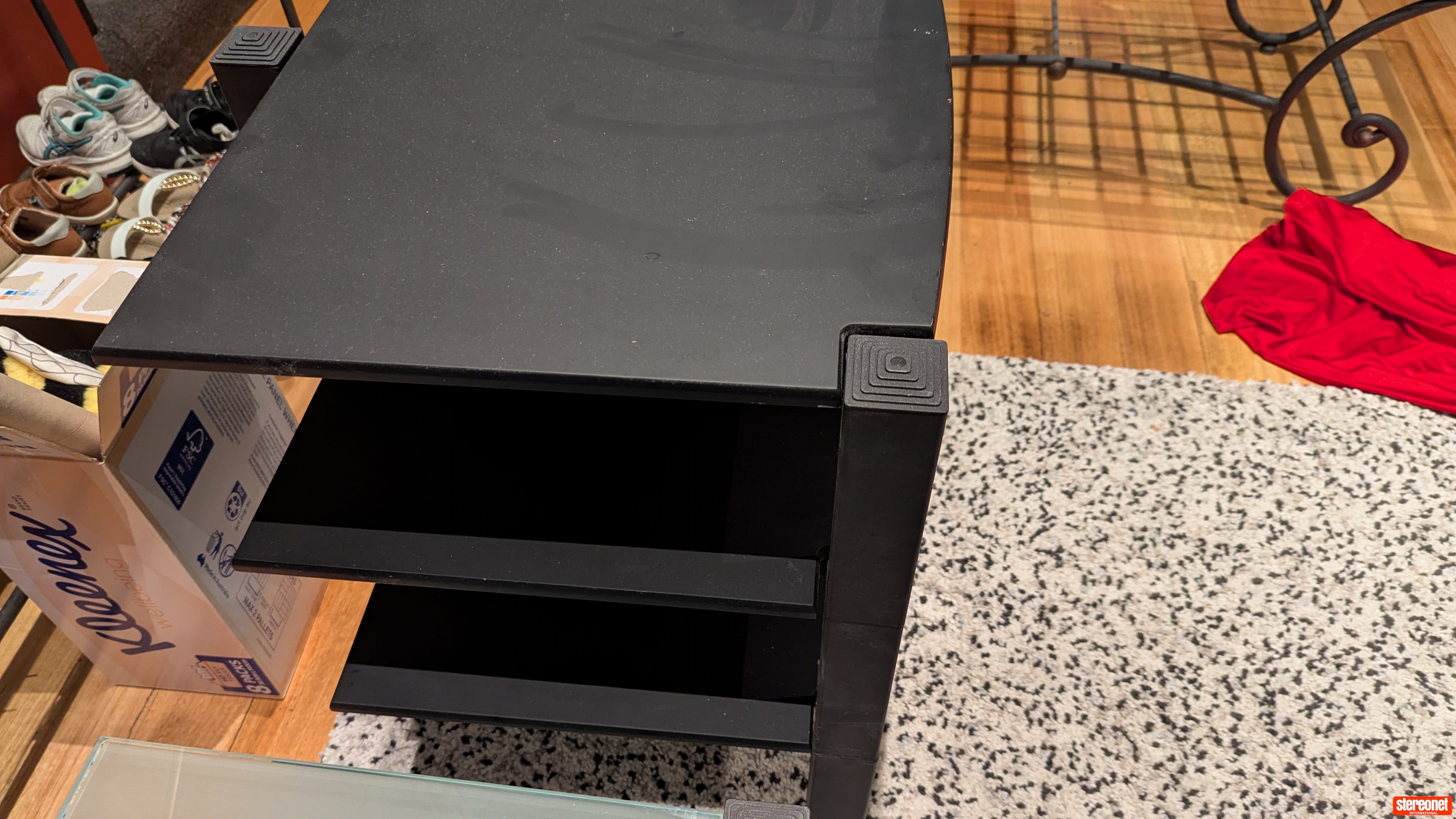 Lovan Sovereign AV Rack / Cabinet - Racks & Cabinets - StereoNET