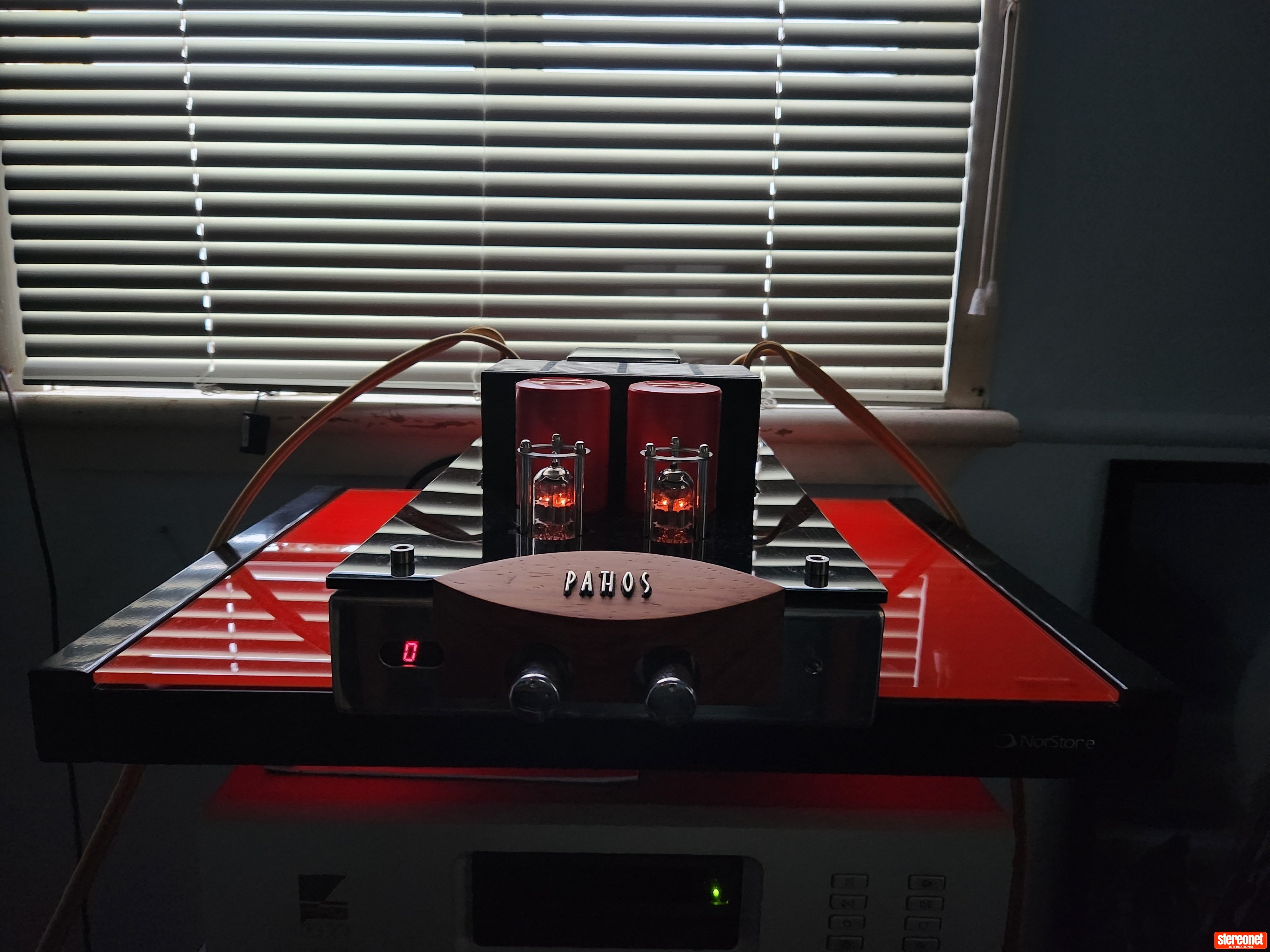 Pathos Classic One Mk3 Integrated Amplifier (Hybrid) - Integrated ...