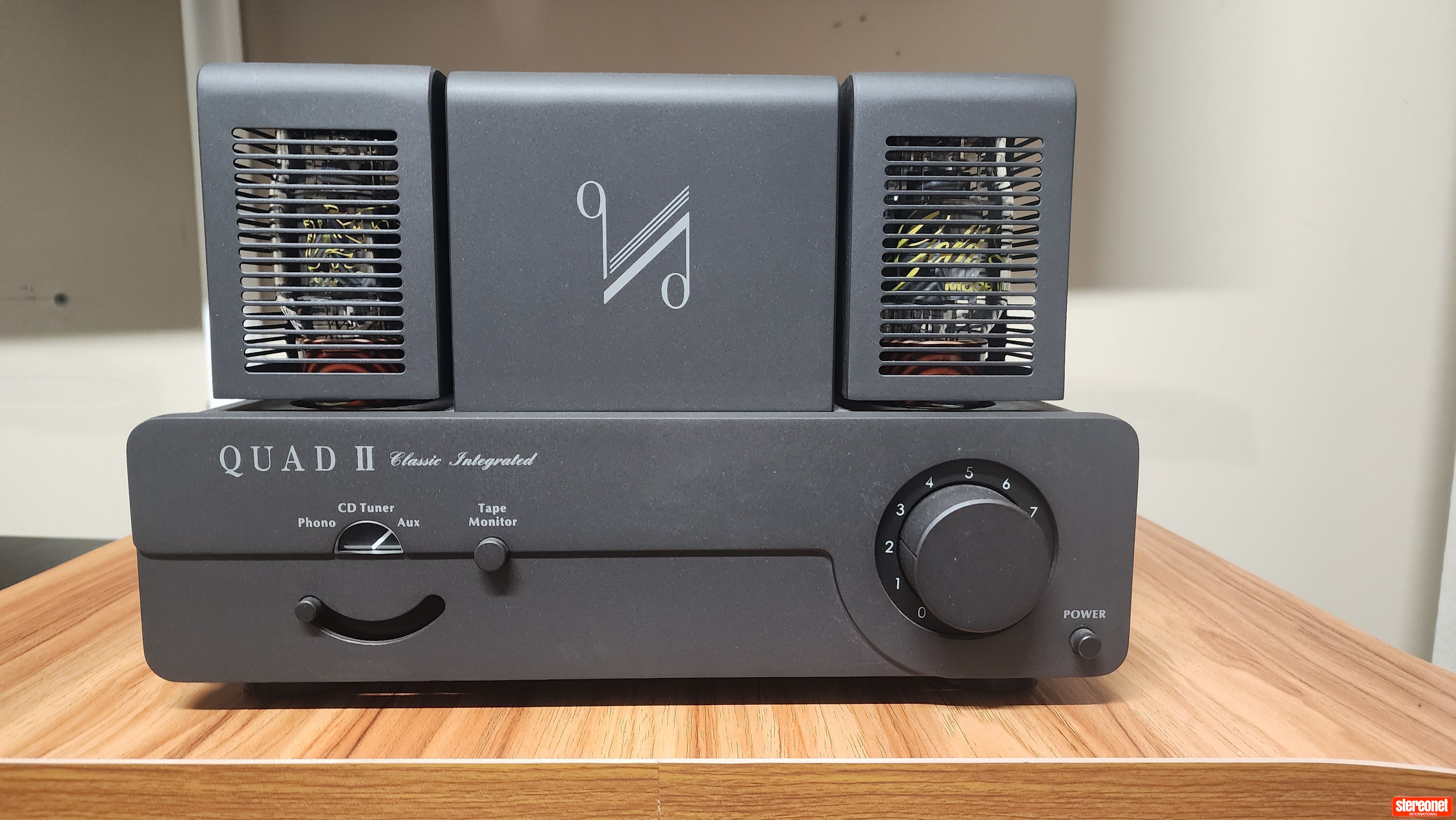 Quad Classic Integrated Integrated Amplifier (Valve) - Integrated Amplifiers - StereoNET