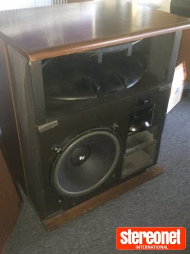 Electrovoice Sentry iii Floorstanding Loudspeakers - Floorstanders ...