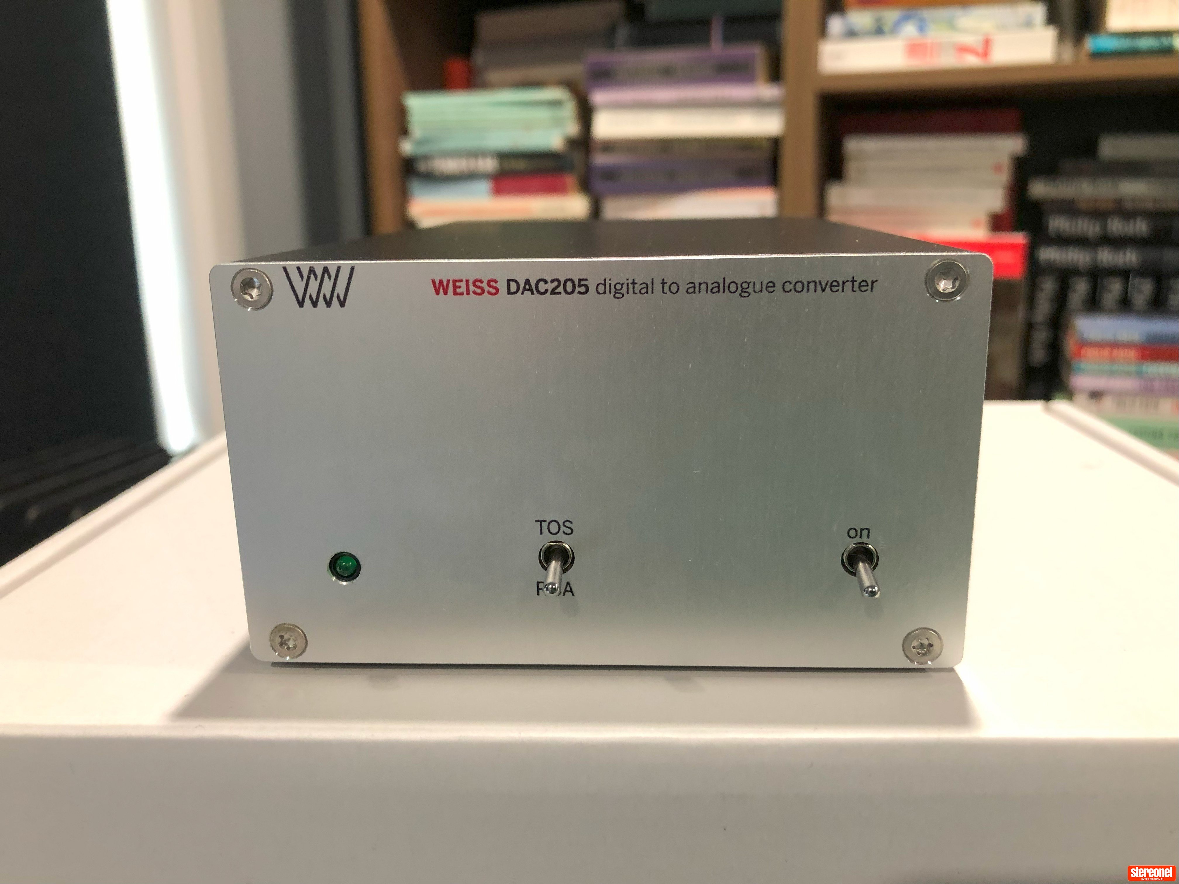 Weiss DAC 205 Digital Analog Converter (DAC) - DACs and Streamers - StereoNET