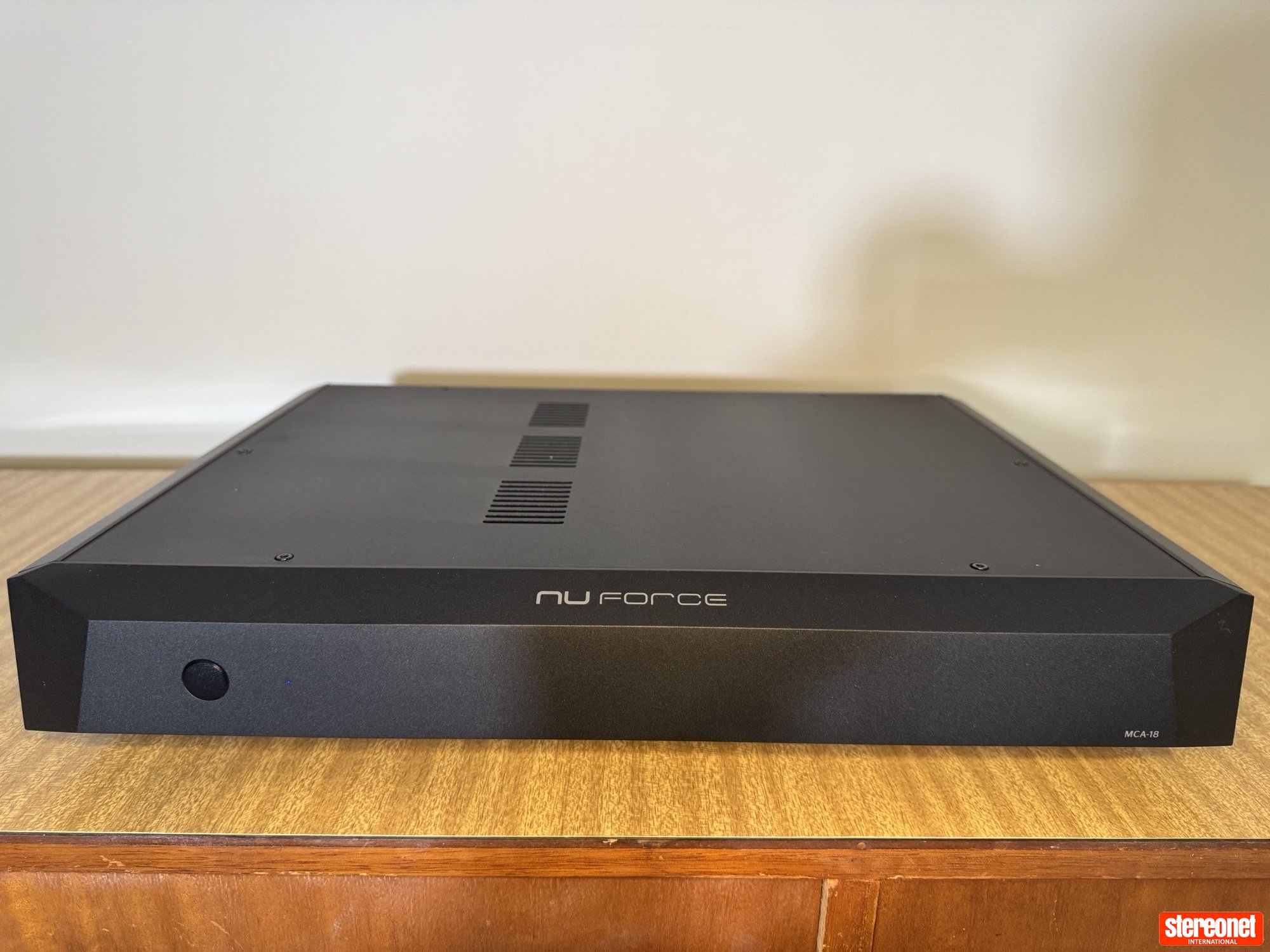 NuForce MCA-18 Multichannel Amplifier - Multi Channel Amplifiers - StereoNET