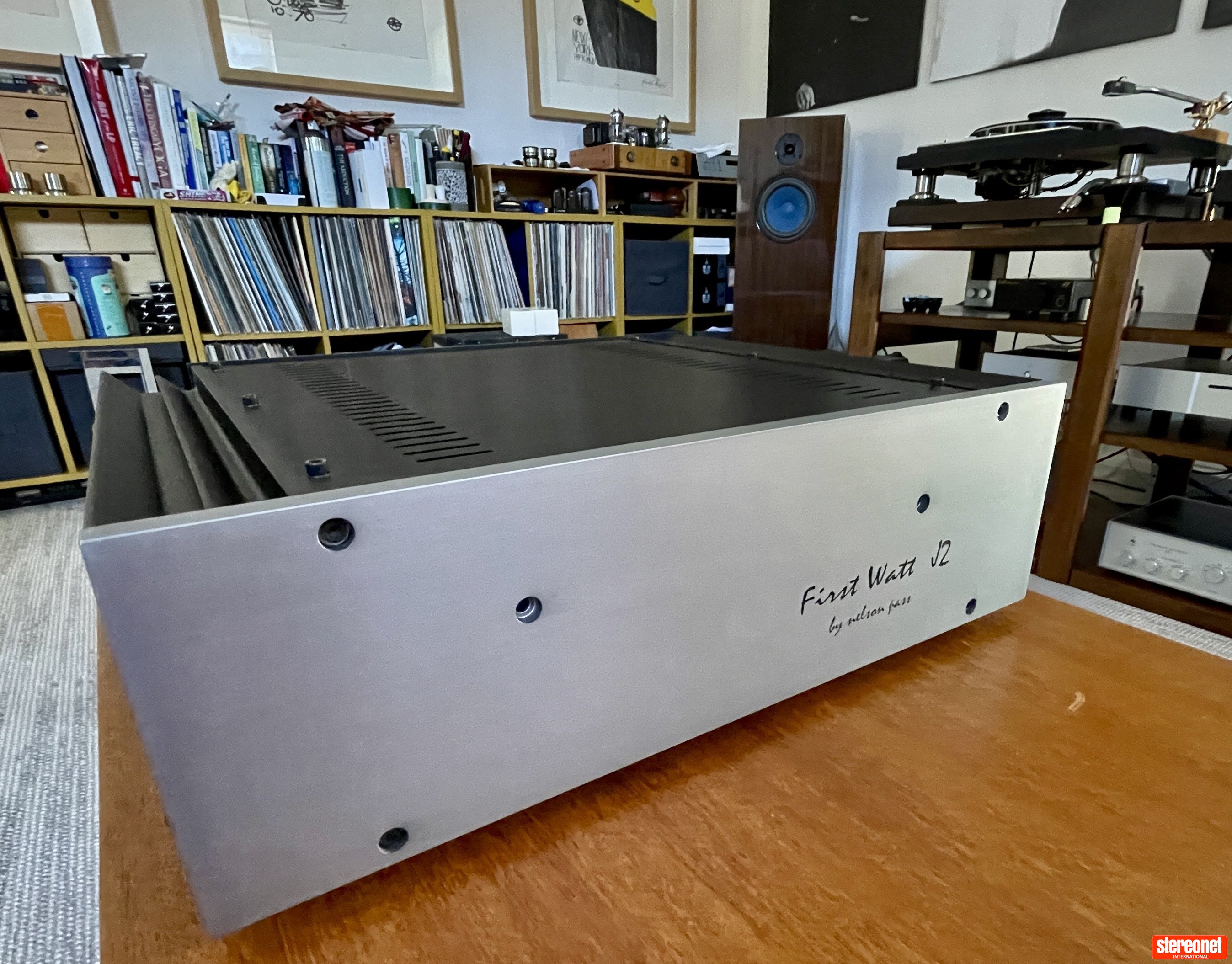 First Watt J2 Power Amplifier - Power Amplifiers - StereoNET