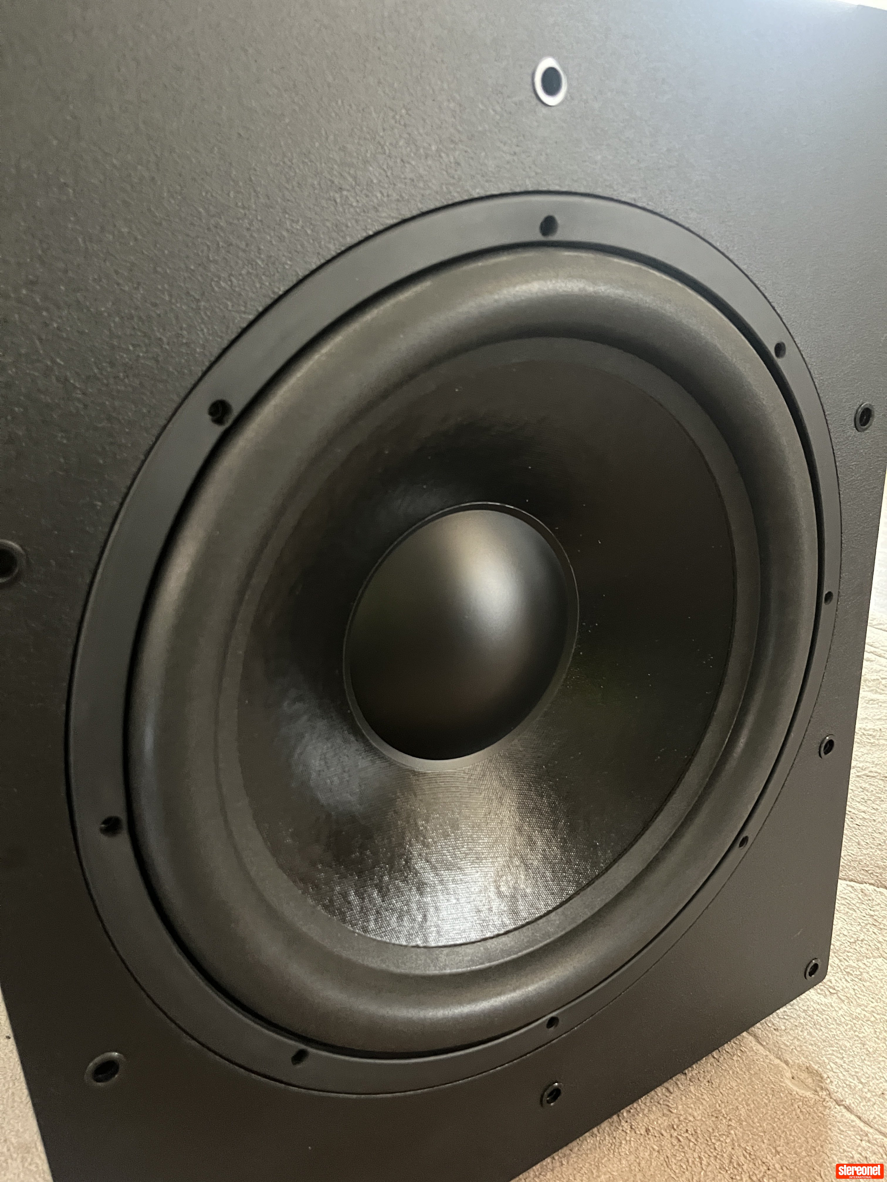 SGR Audio Custom Build Maelstrom 18" + Hypex DS 8.0 Sub amp plate ...