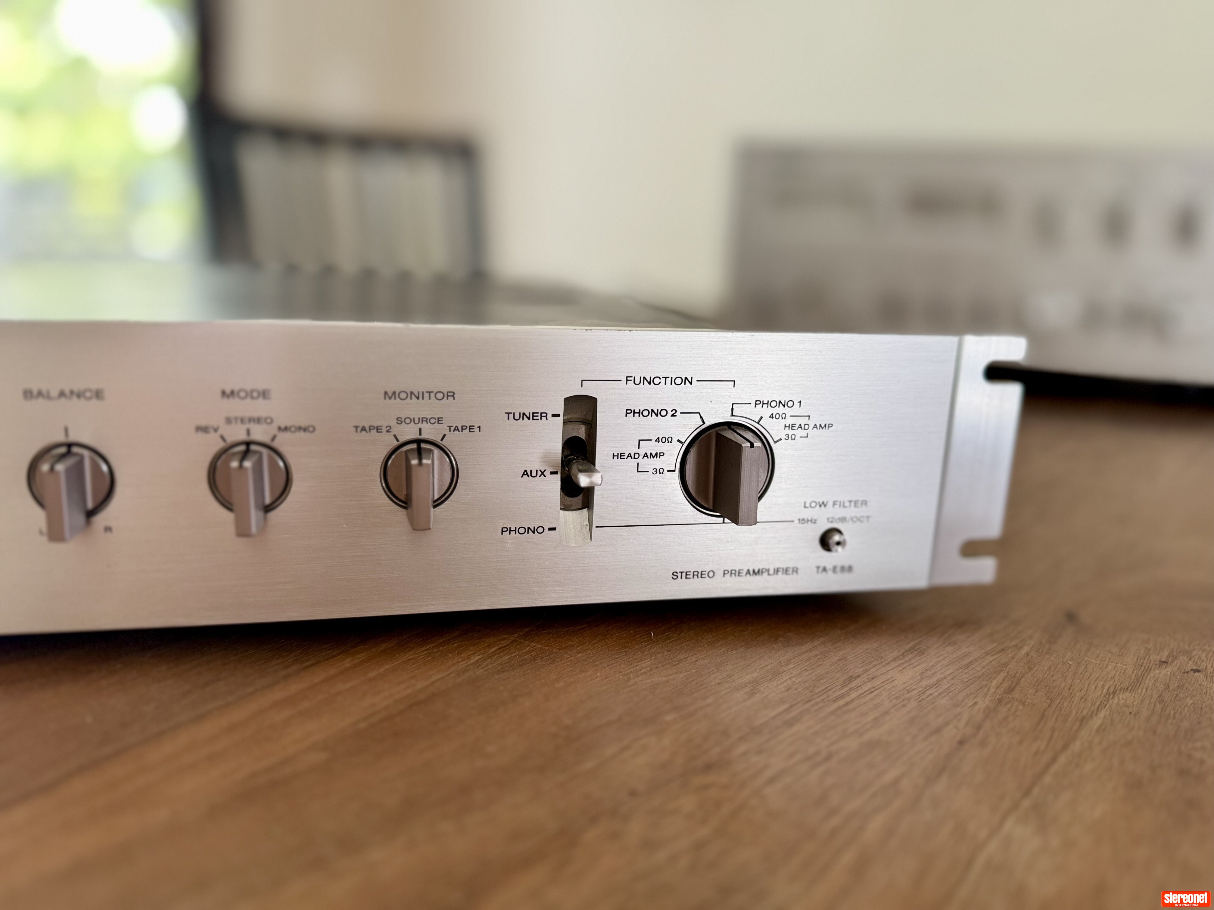 Sony TA-E88 Phono Preamplifier - Pre Amplifiers - StereoNET