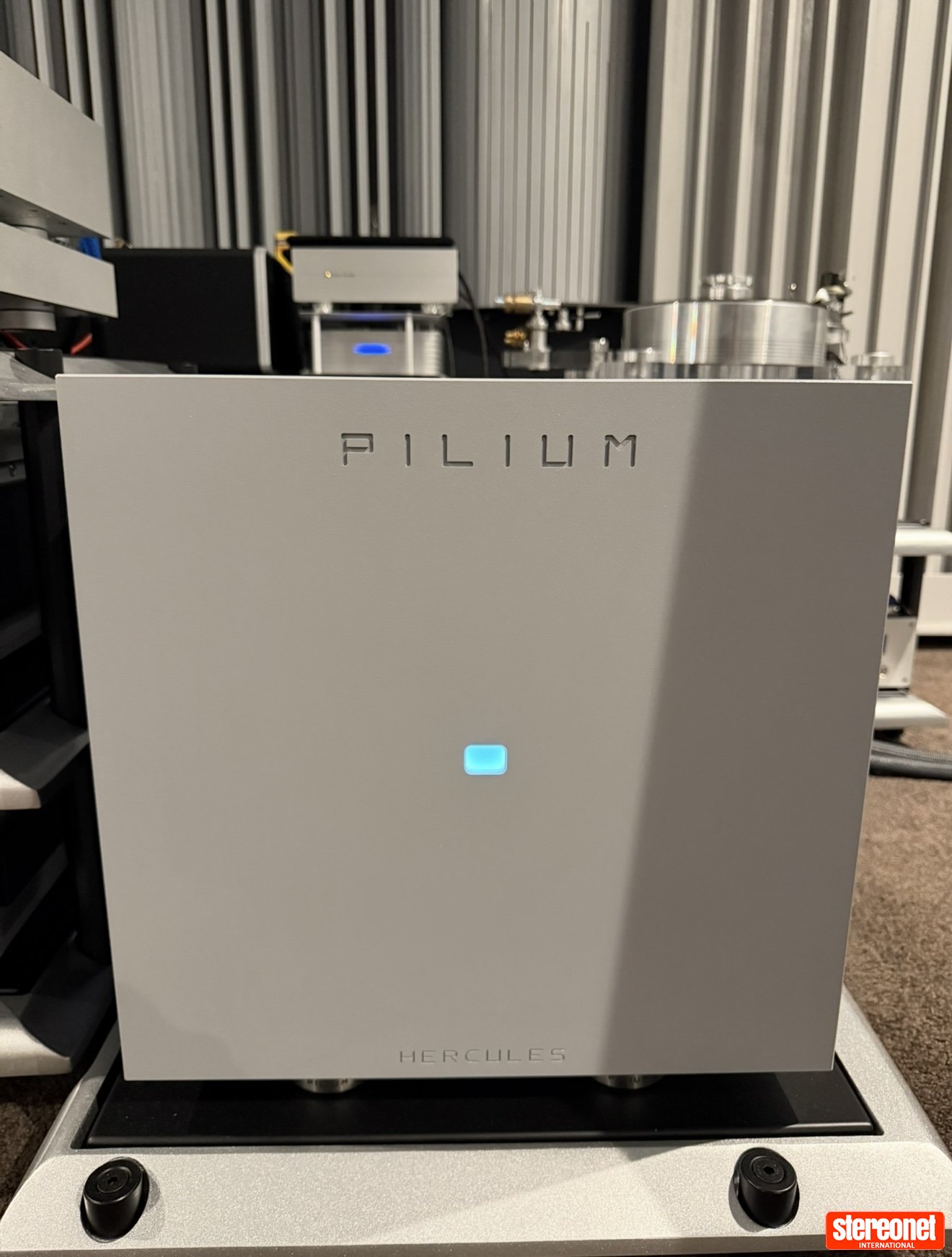 Pilium Hercules Pre / Power Combination - Power Amplifiers - StereoNET