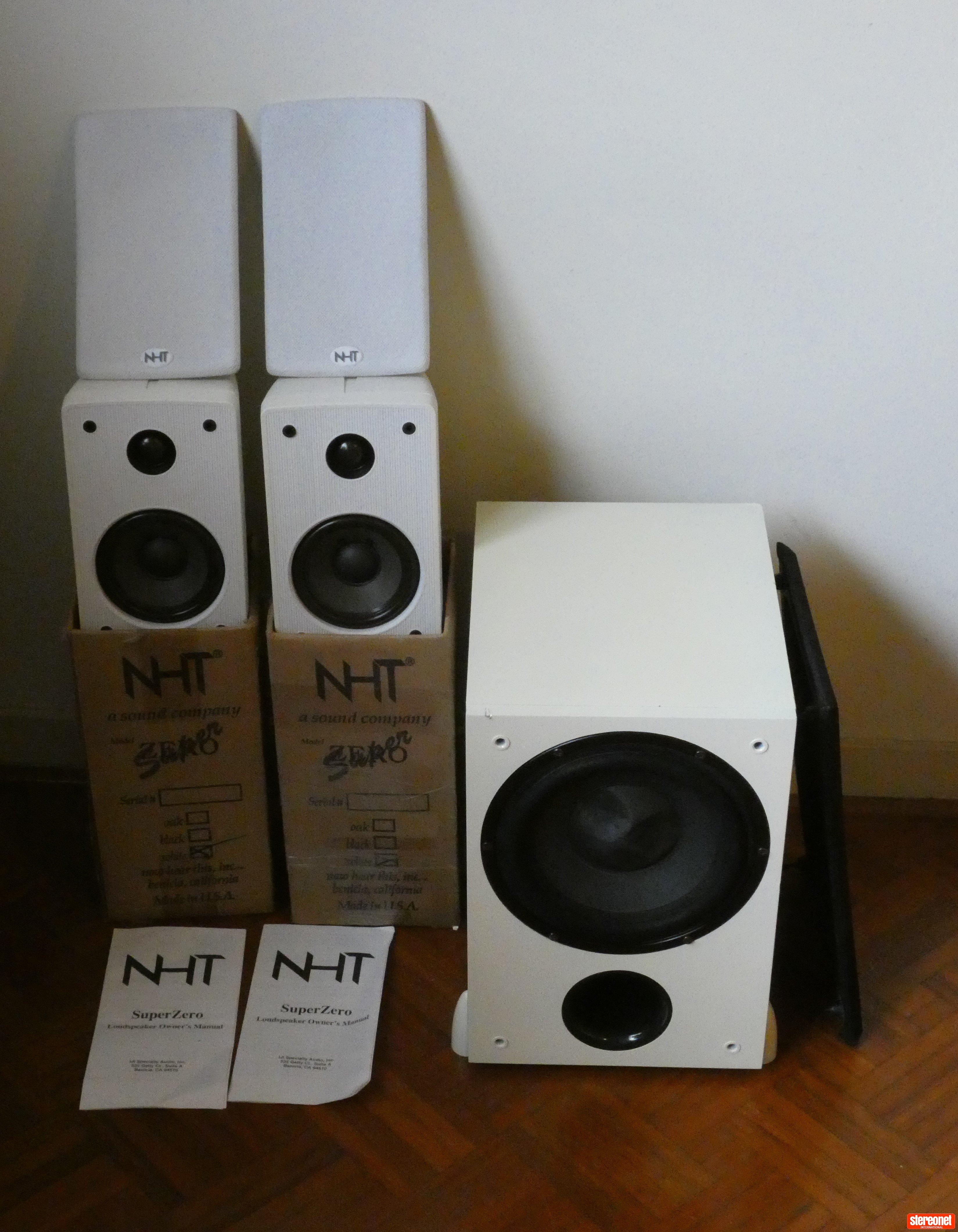 NHT Super Zero Bookshelf Loudspeakers |﻿ Bookshelf & Small Monitors