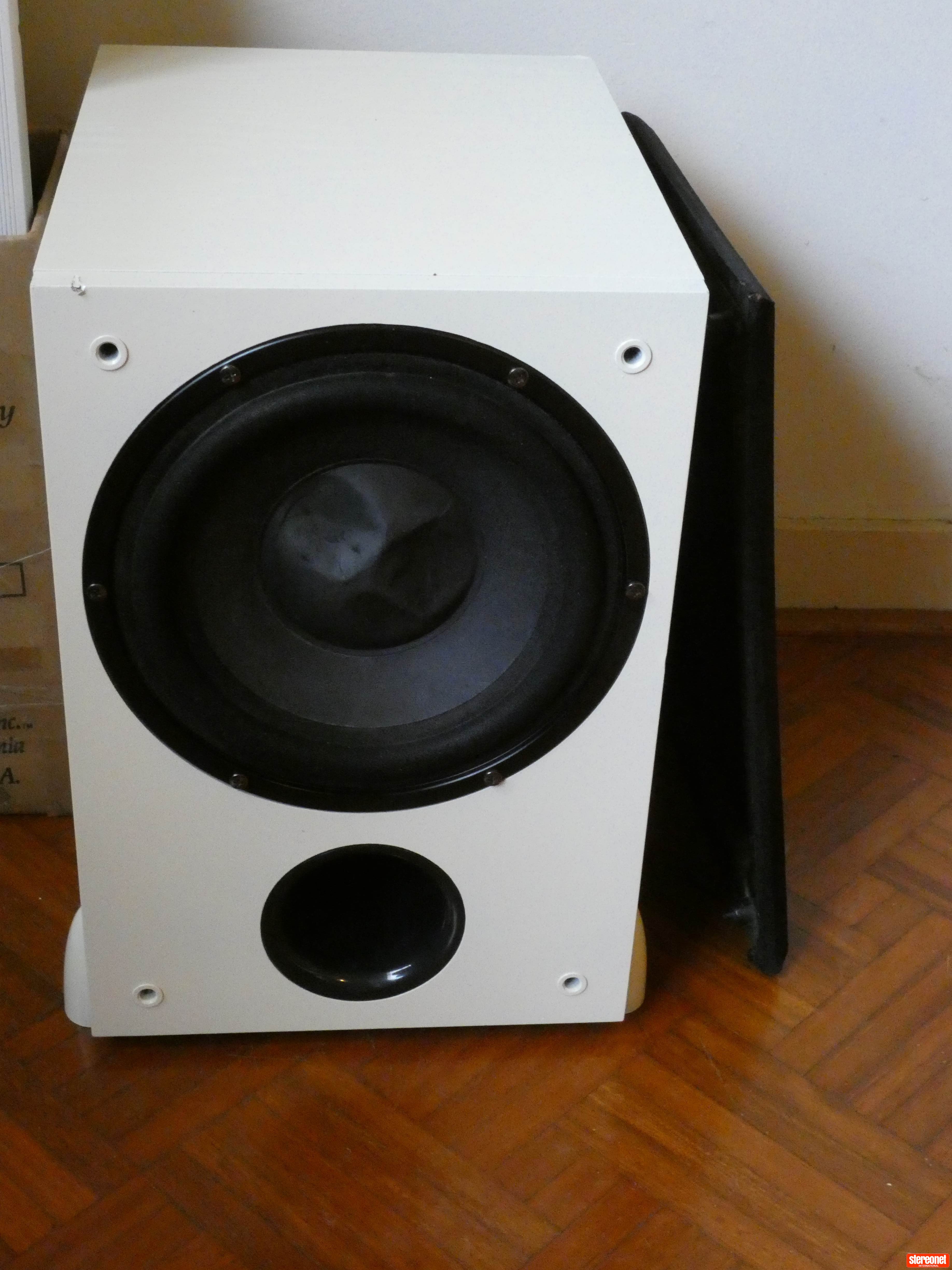 NHT Super Zero Bookshelf Loudspeakers |﻿ Bookshelf & Small Monitors