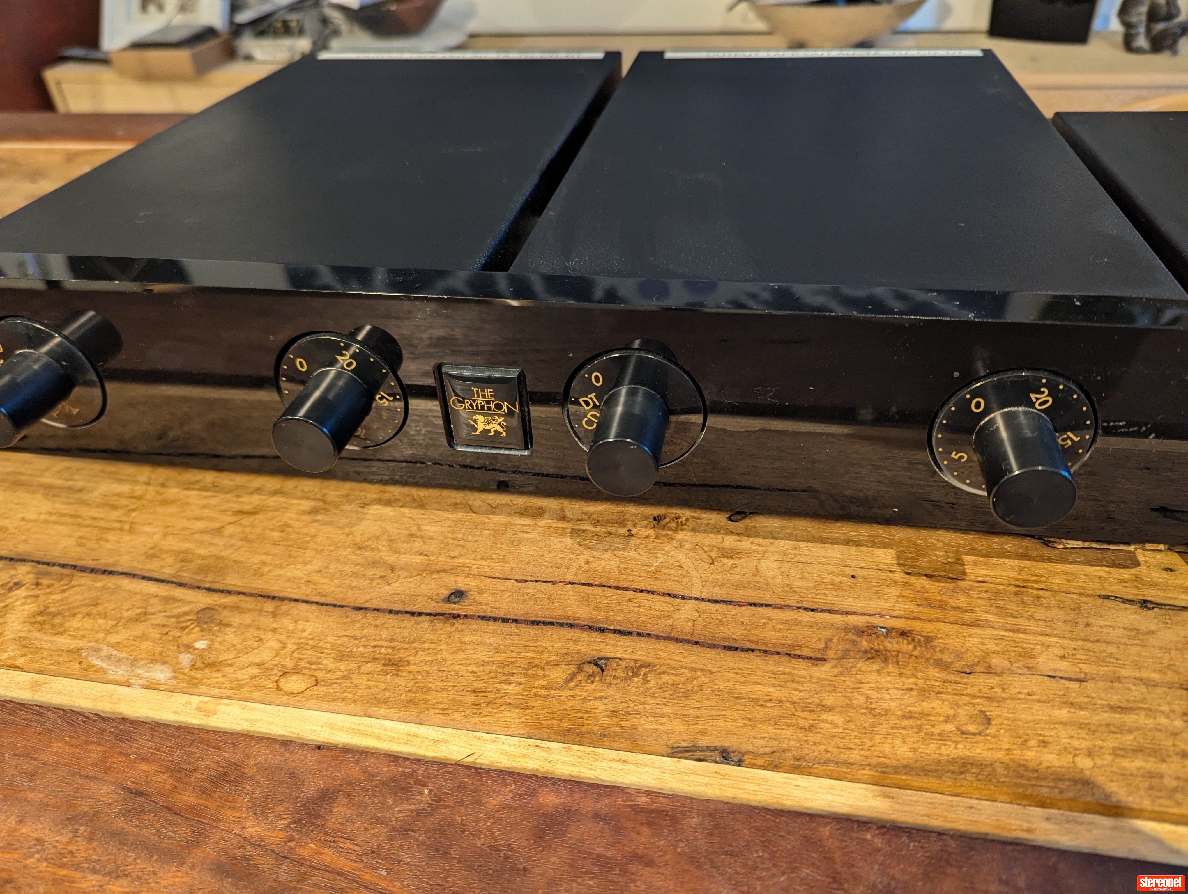 Gryphon Audio Linestage Pre Amplifier - Pre Amplifiers - StereoNET