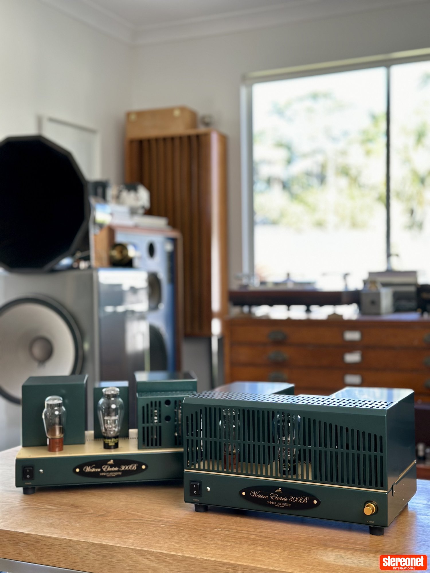 Shindo Western Electric 300b Limited Mono Amplifiers - Power Amplifiers ...