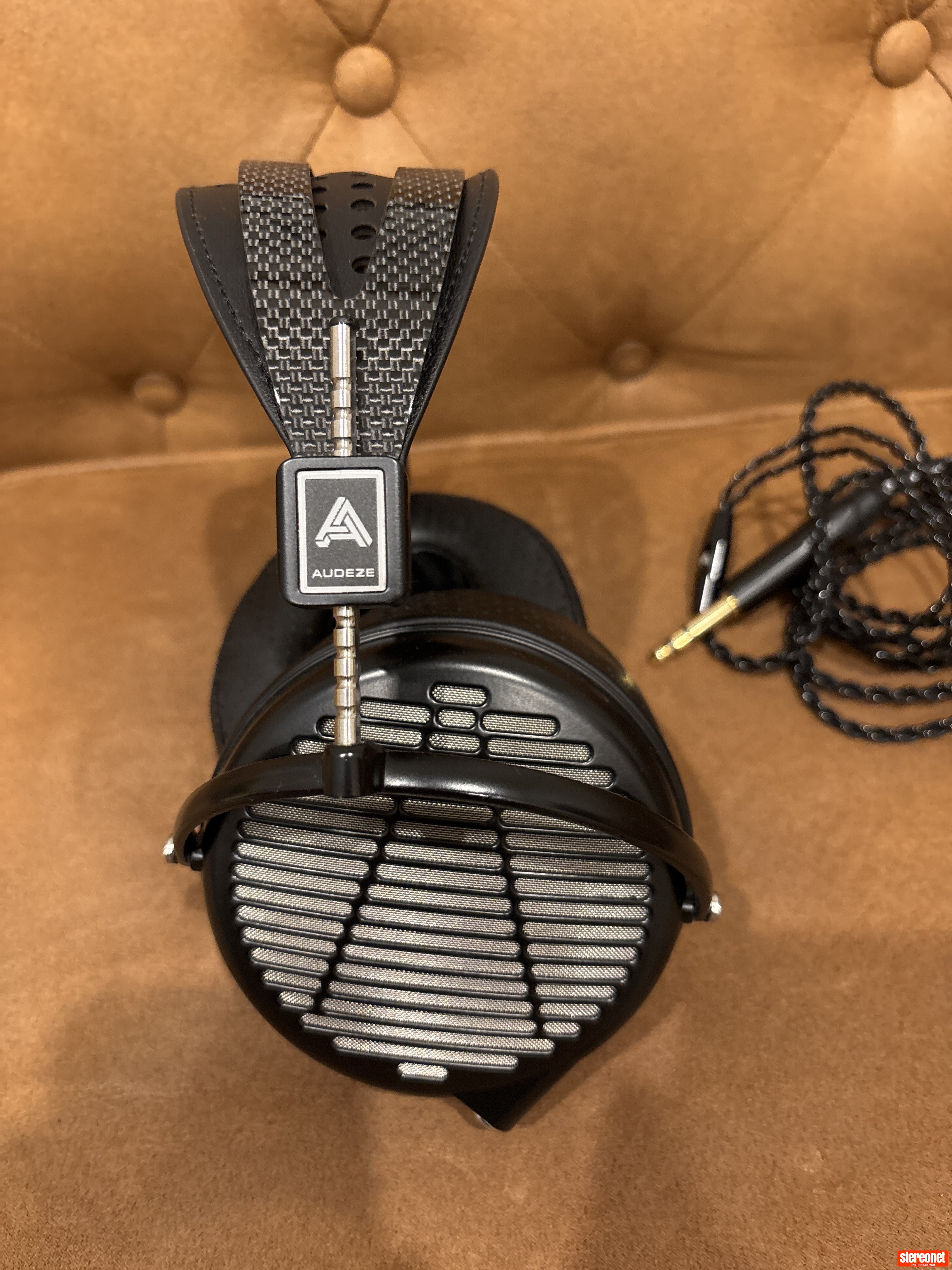 Audeze Mx4 Headphones - Over/On Ear - Headphones (Over/On Ear) - StereoNET