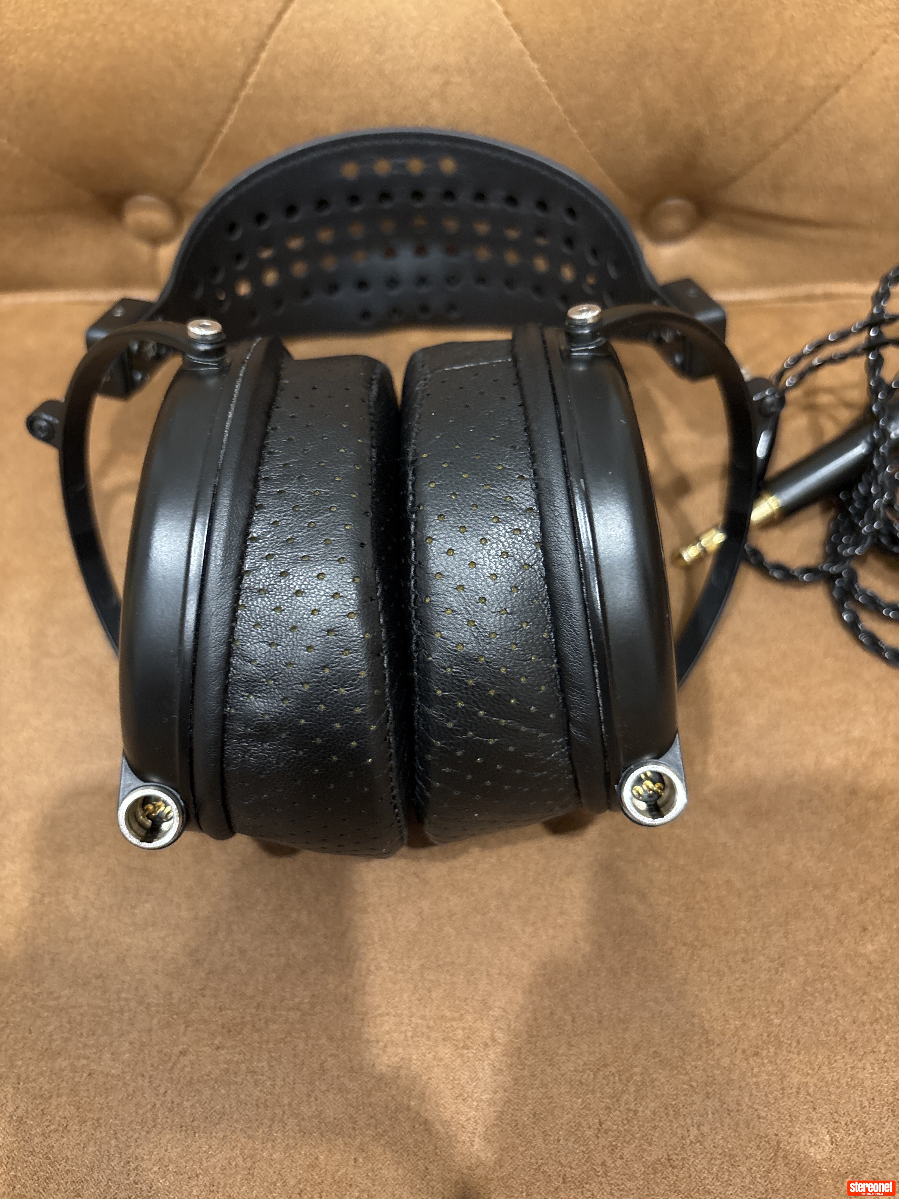 Audeze Mx4 Headphones - Over/On Ear - Headphones (Over/On Ear) - StereoNET