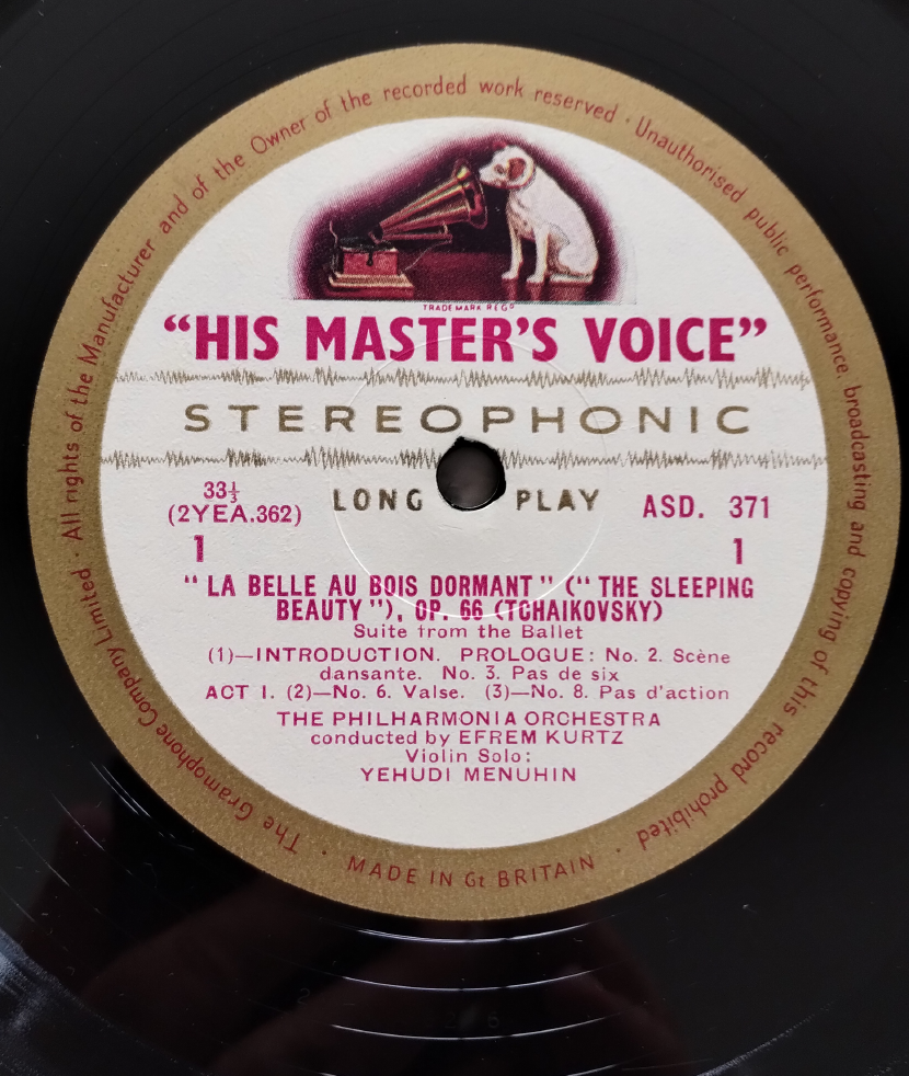 Pretty Record Labels - Turntables, Record Players & Vinyl - StereoNET