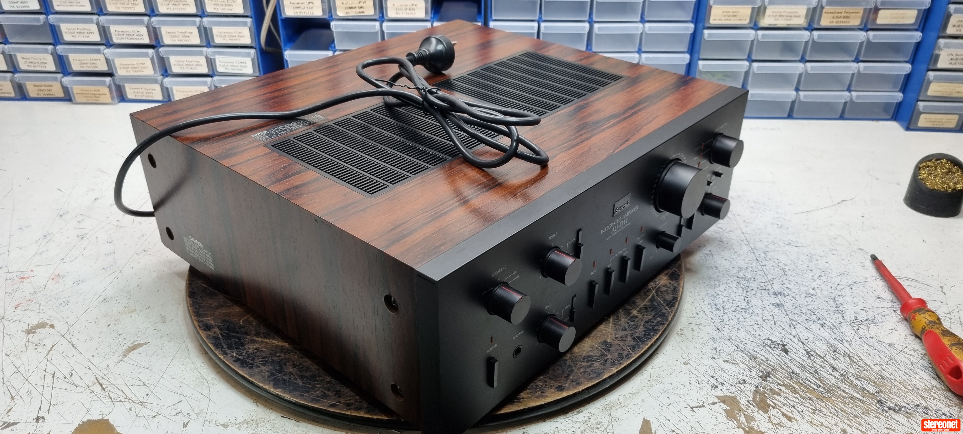 Sansui AU D11 Integrated Amplifier (Solid State) - Integrated ...