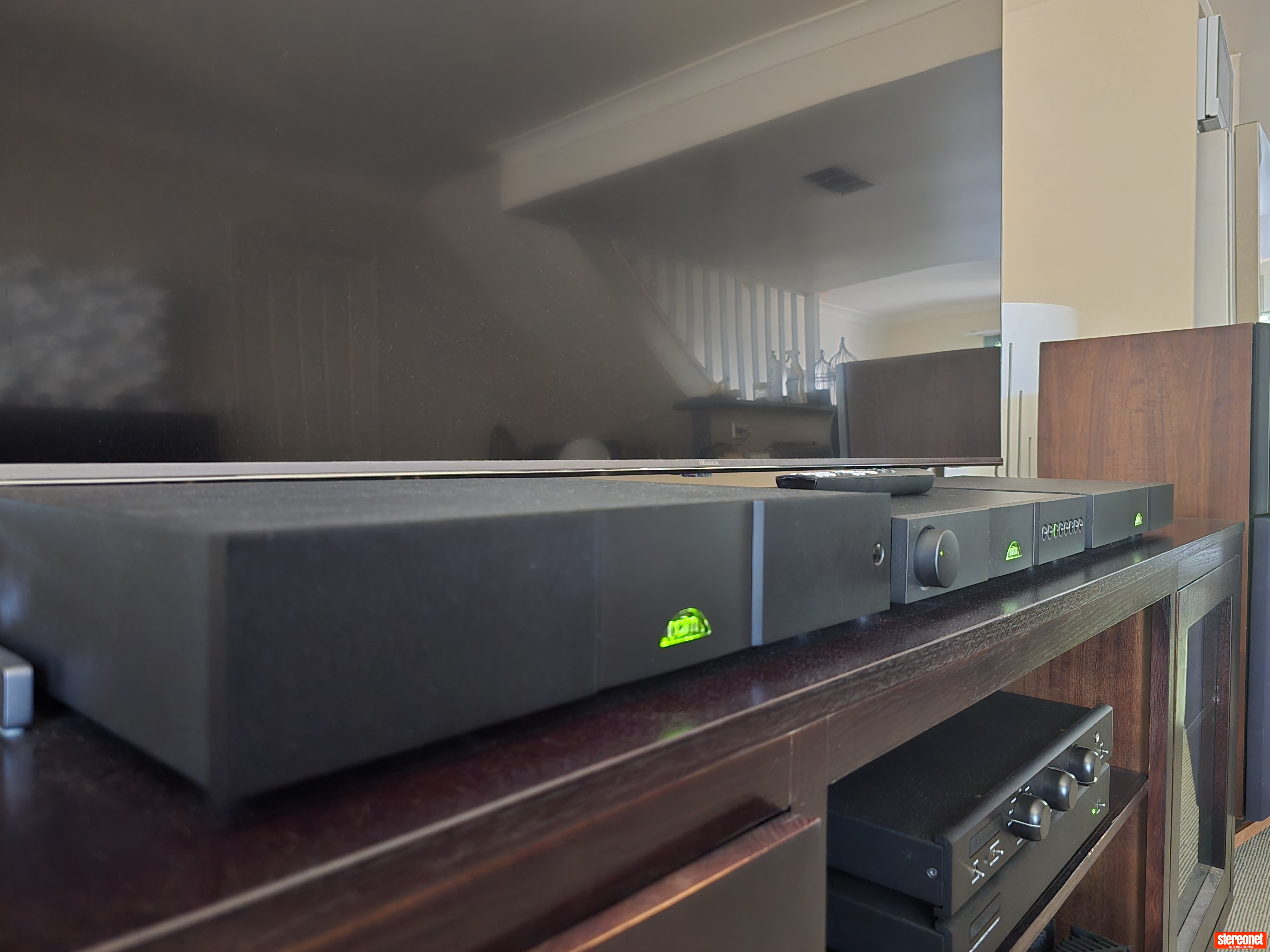 Naim Audio NAC 122x and Flatcap 2x Pre Amplifier - Pre Amplifiers ...