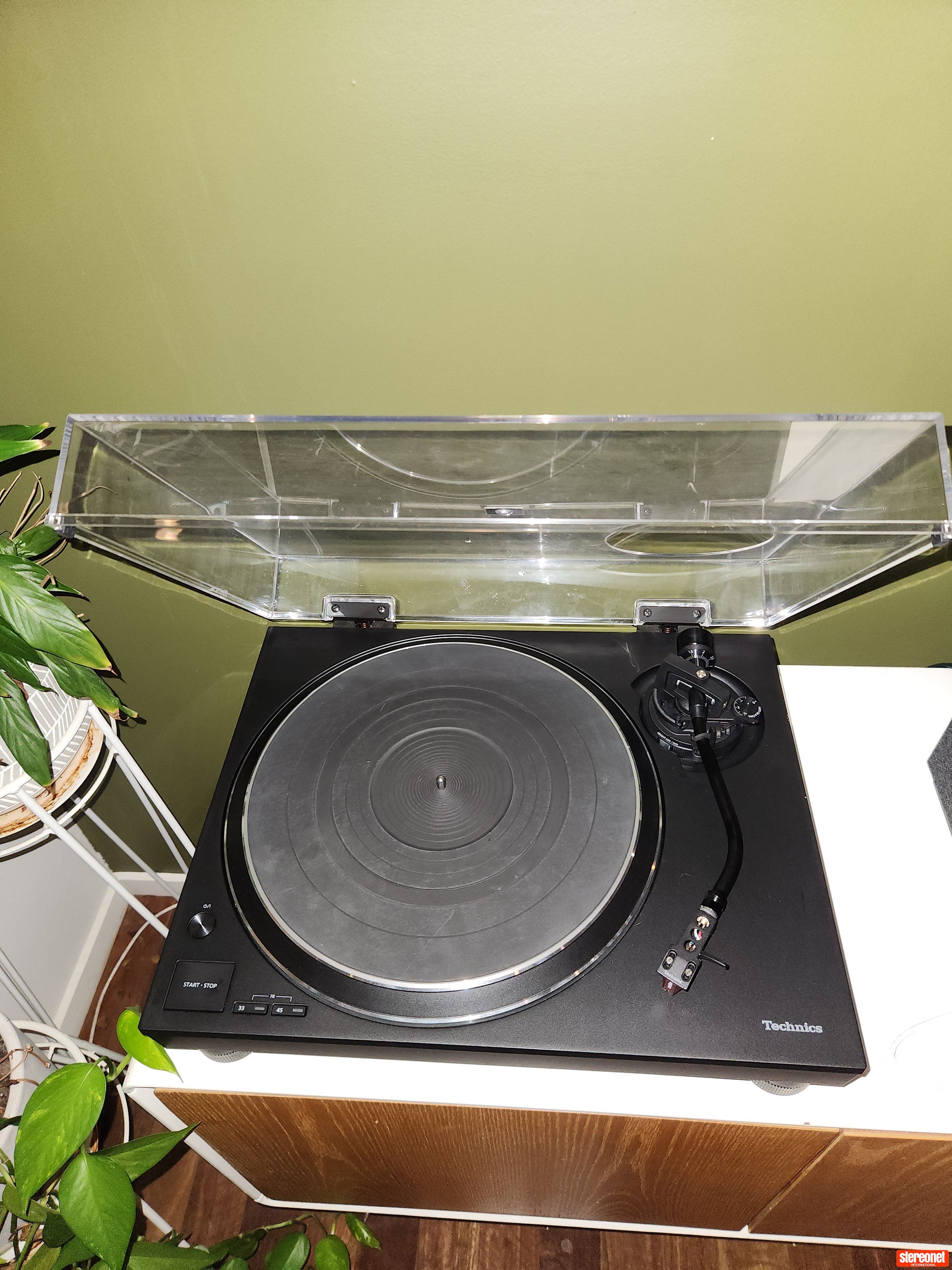 Technics Sl1500c Turntable - Turntables & Record Players - StereoNET