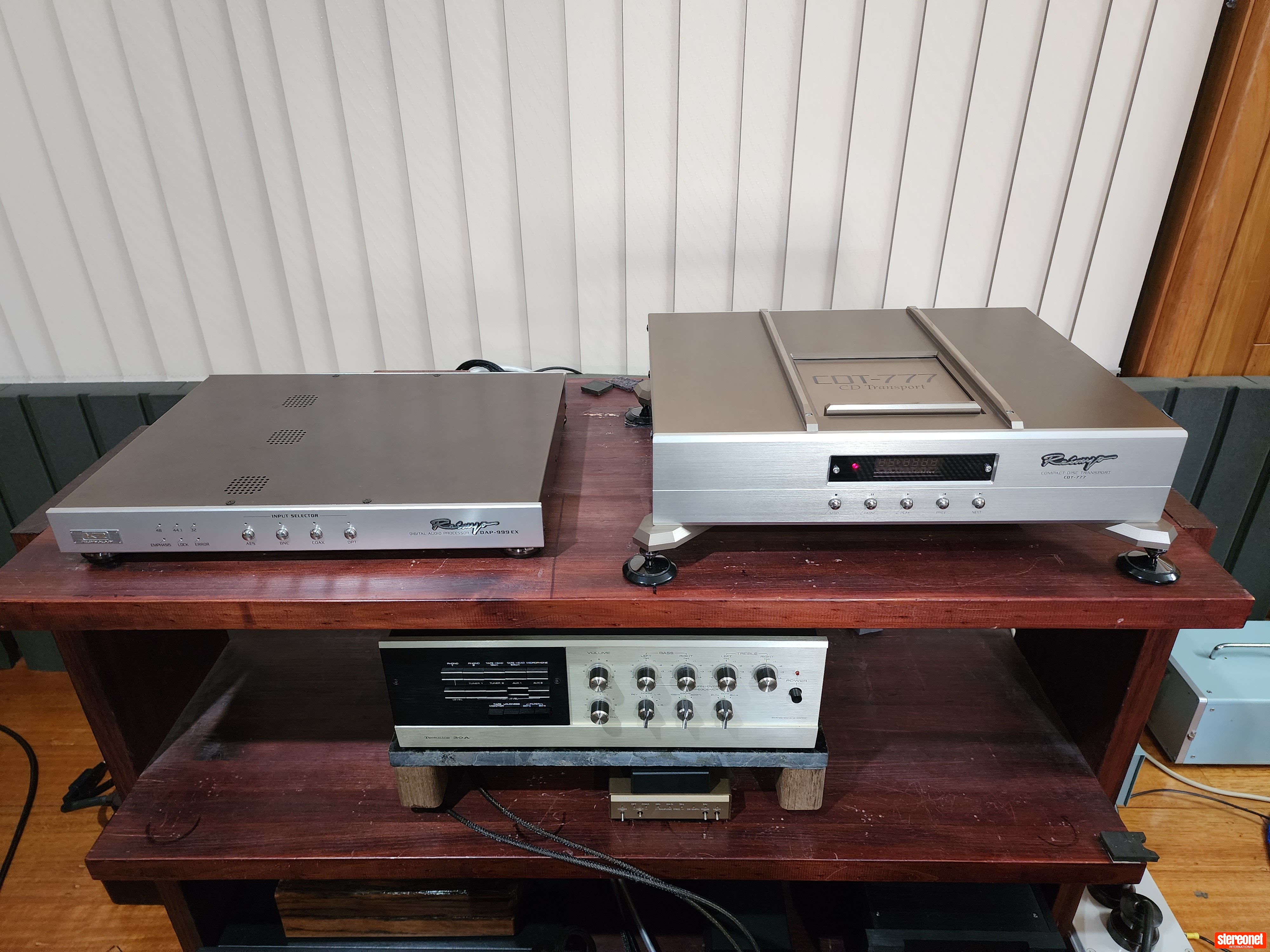 Reimyo / Combak DAP 999 EX Digital Analog Converter (DAC) - DACs and ...