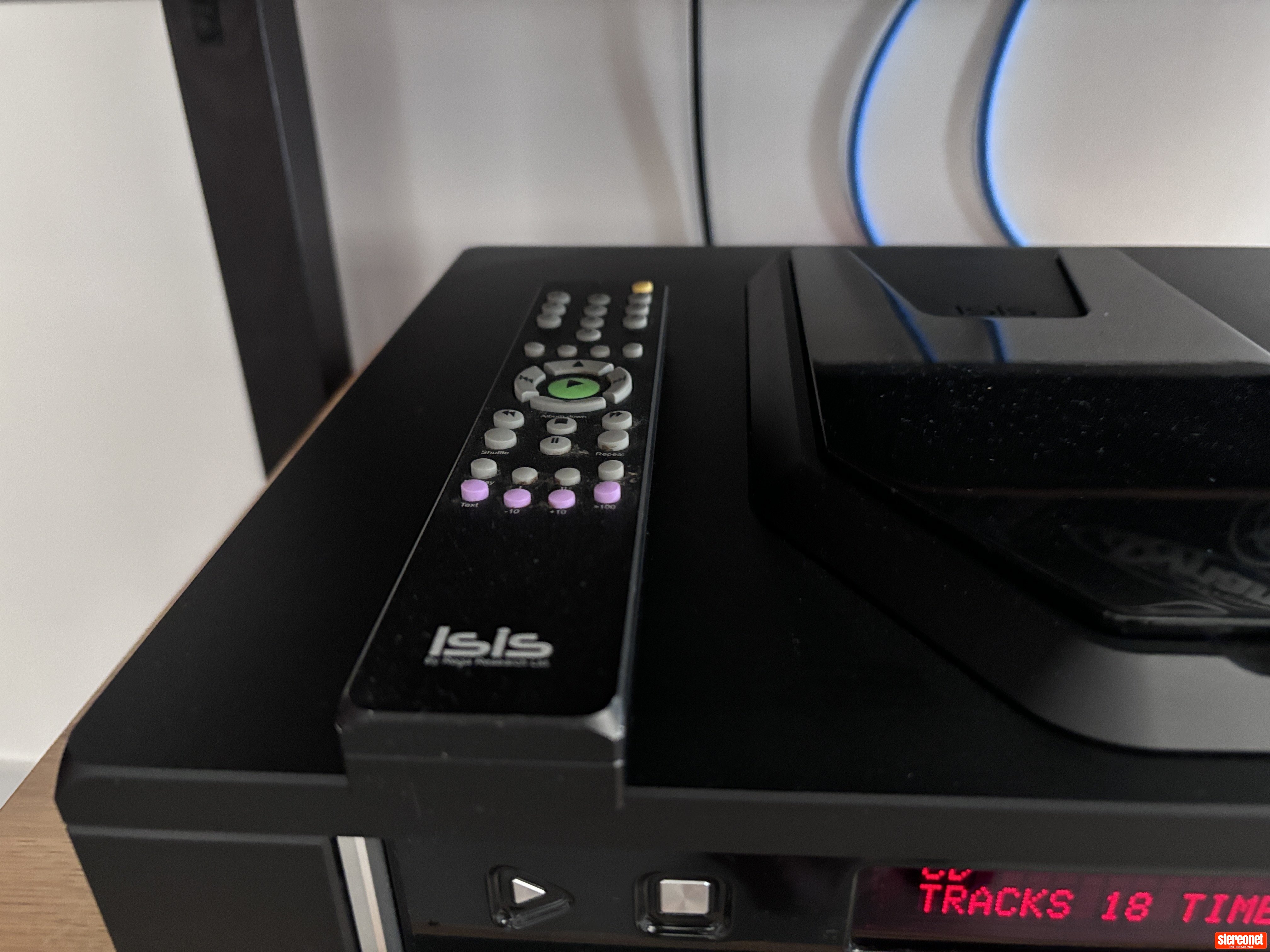 Rega Isis Valve CD Player - CD/SACD Players & Transport - StereoNET