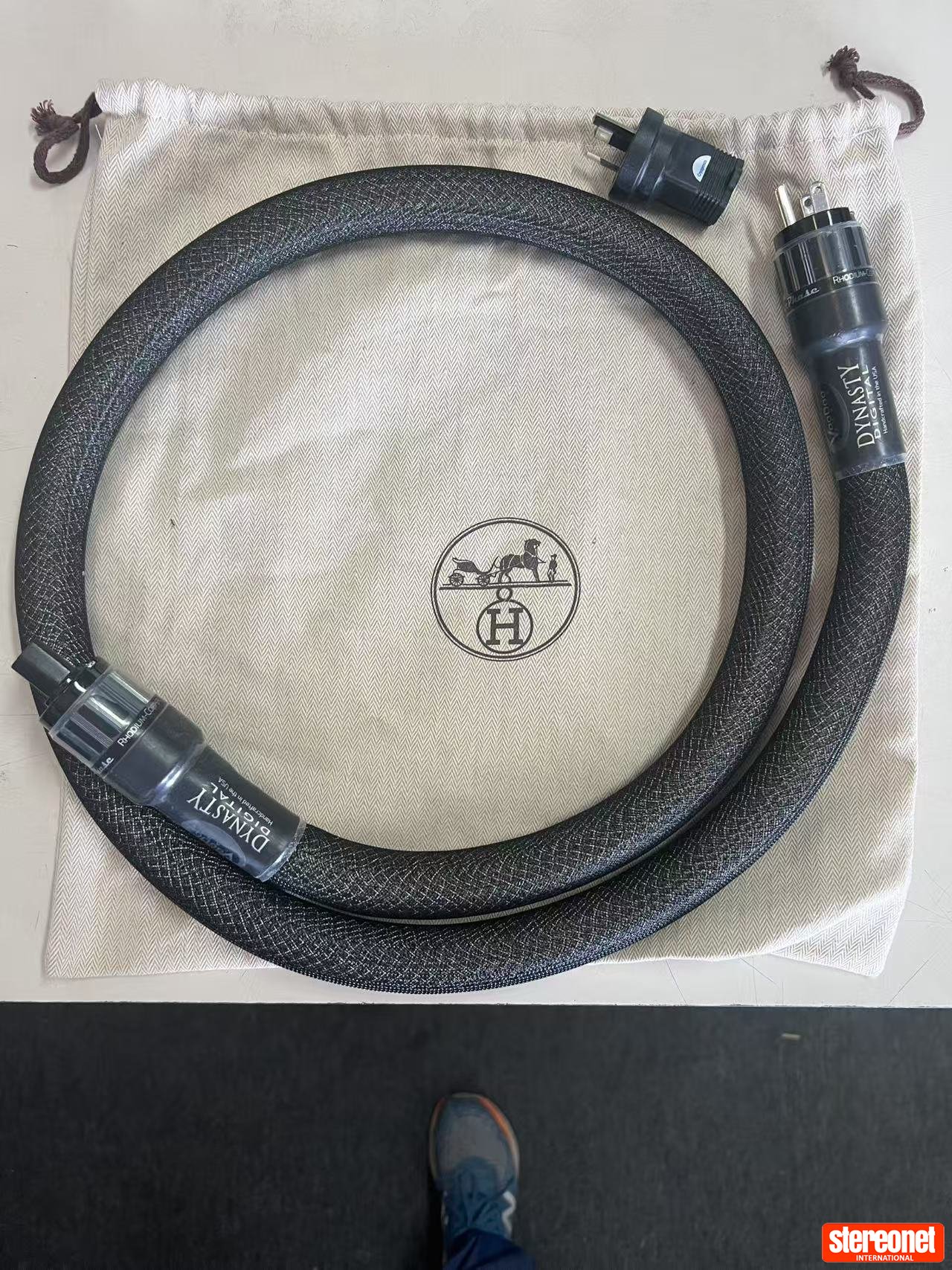 VooDoo Cable Dynasty Digital Power Cable - Power Cables - StereoNET