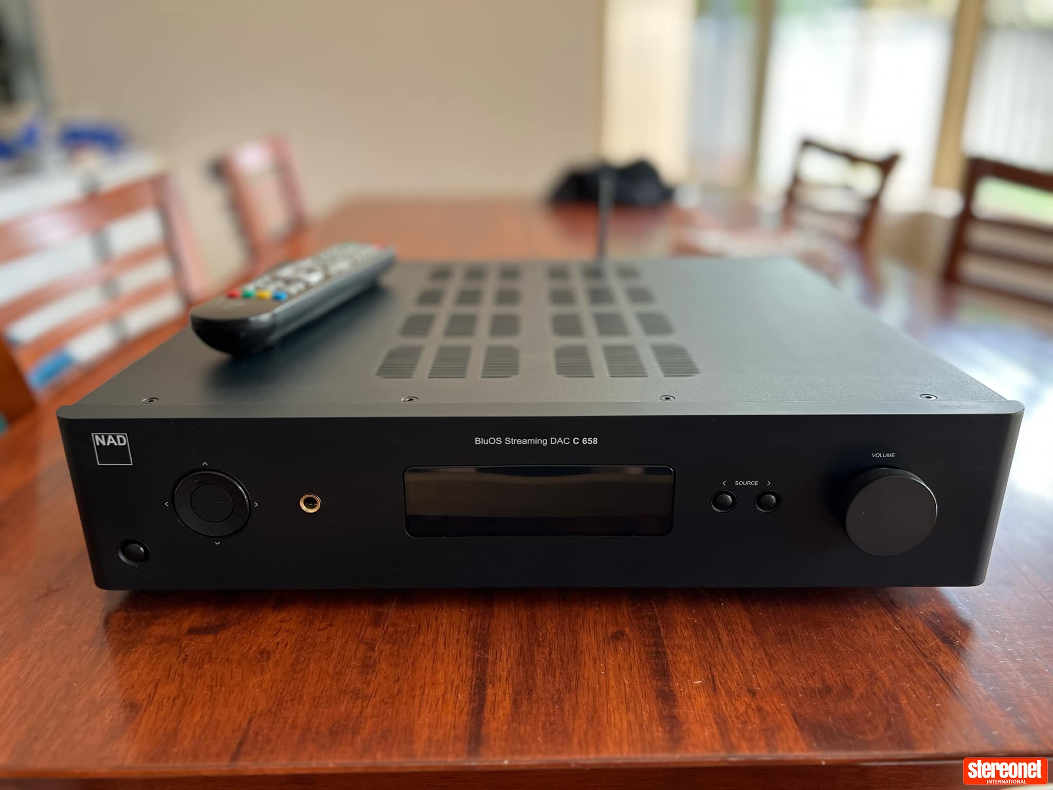 NAD Electronics C658 Pre Amplifier - Pre Amplifiers - StereoNET