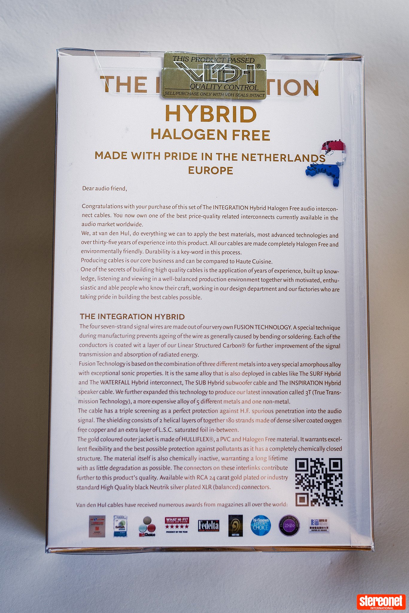 Van Den Hul The Integration Hybrid Interconnect Cables (XLR ...