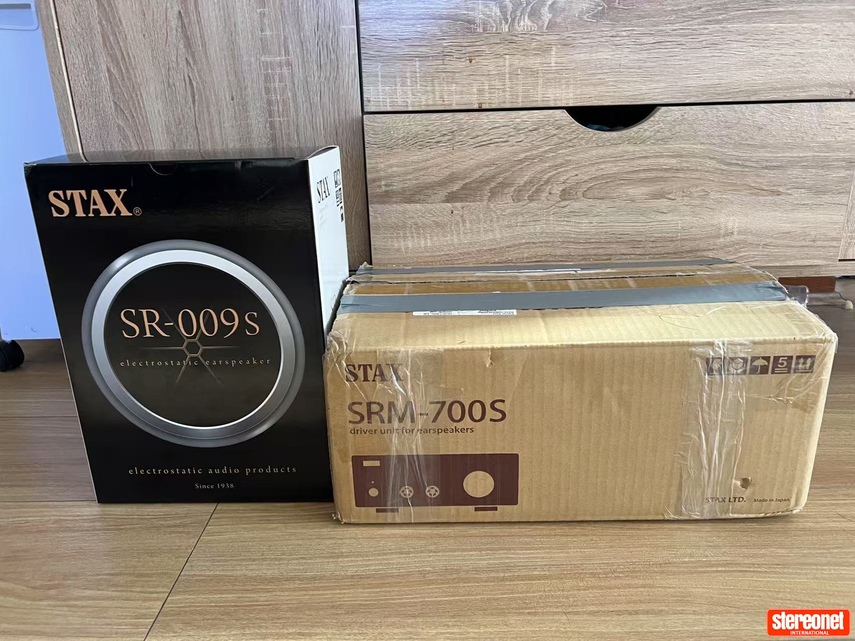 Stax SR-009S Electrostatic Headphones - Over/On Ear - Headphones (Over/On Ear) - StereoNET