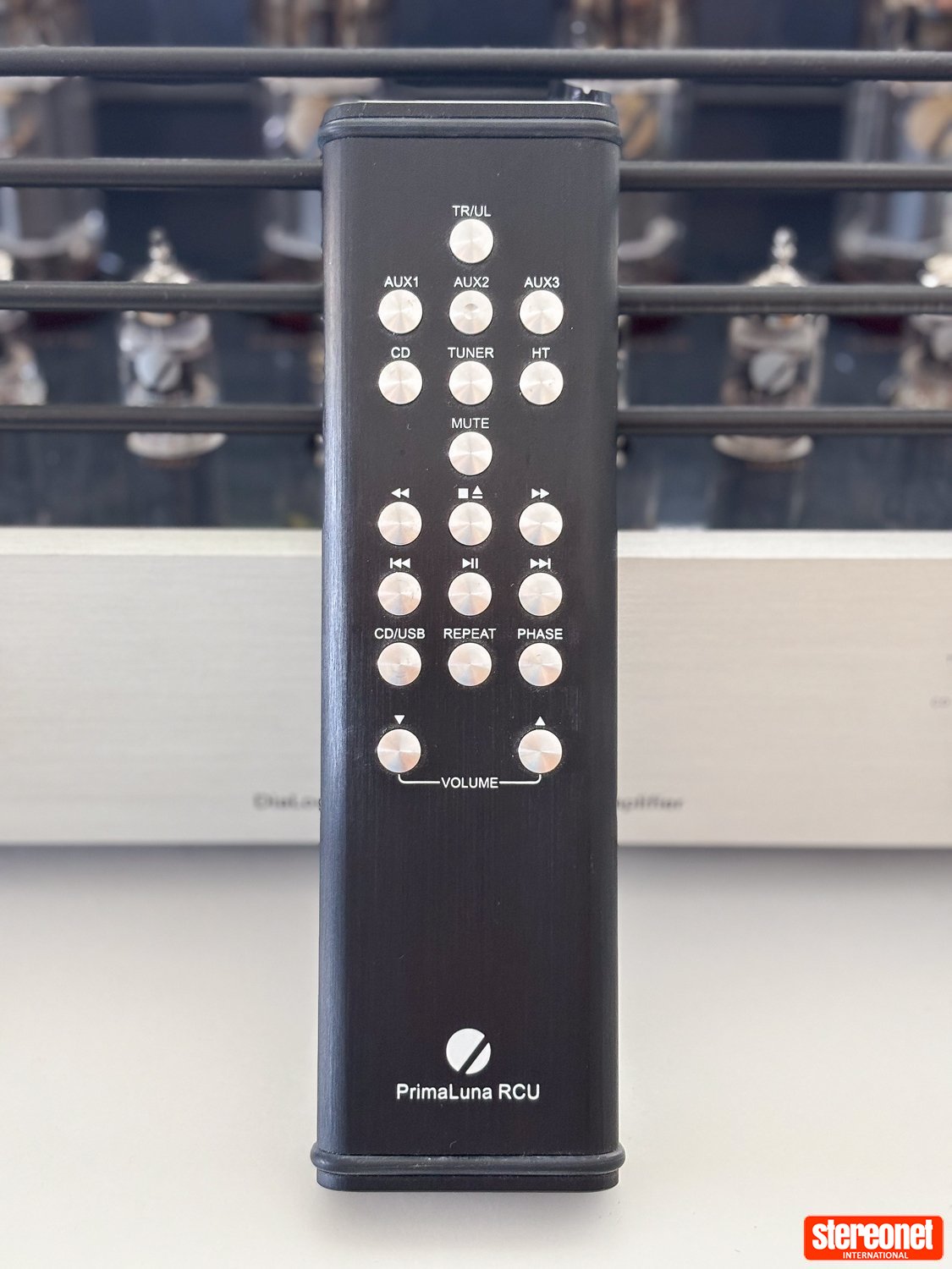 PrimaLuna Dialogue Premium Integrated Amplifier (Valve) - Integrated ...