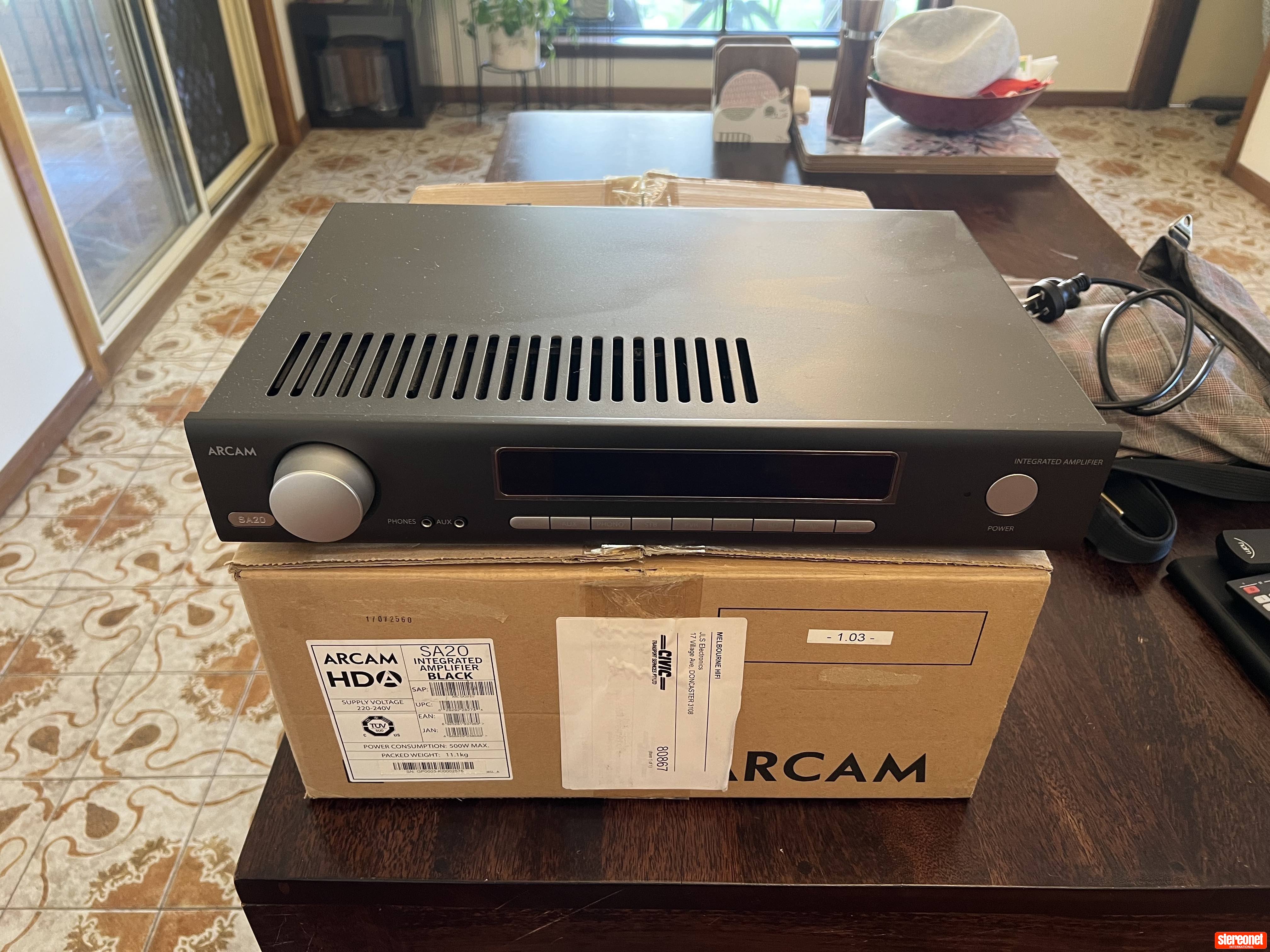 Arcam SA20 Integrated Amplifier (Solid State) - Integrated Amplifiers - StereoNET