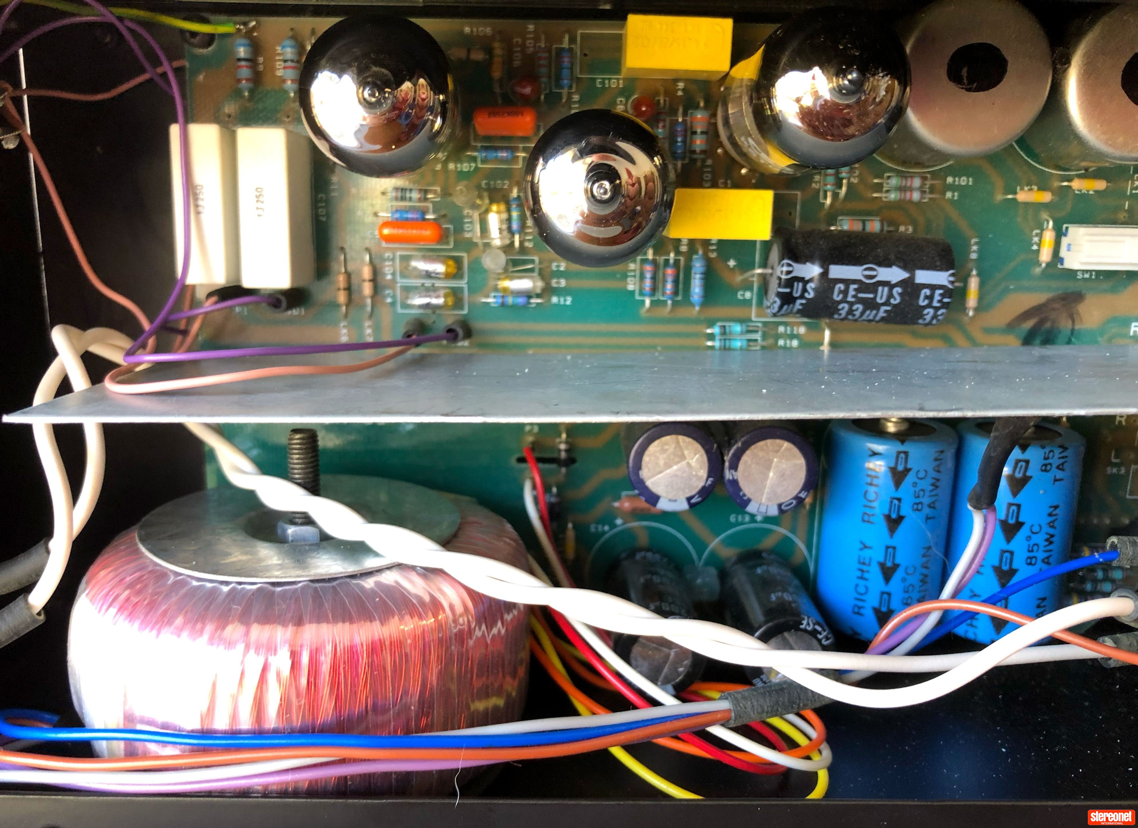 EAR 834P Valve Phono Preamplifier - Phono Amplifiers - StereoNET