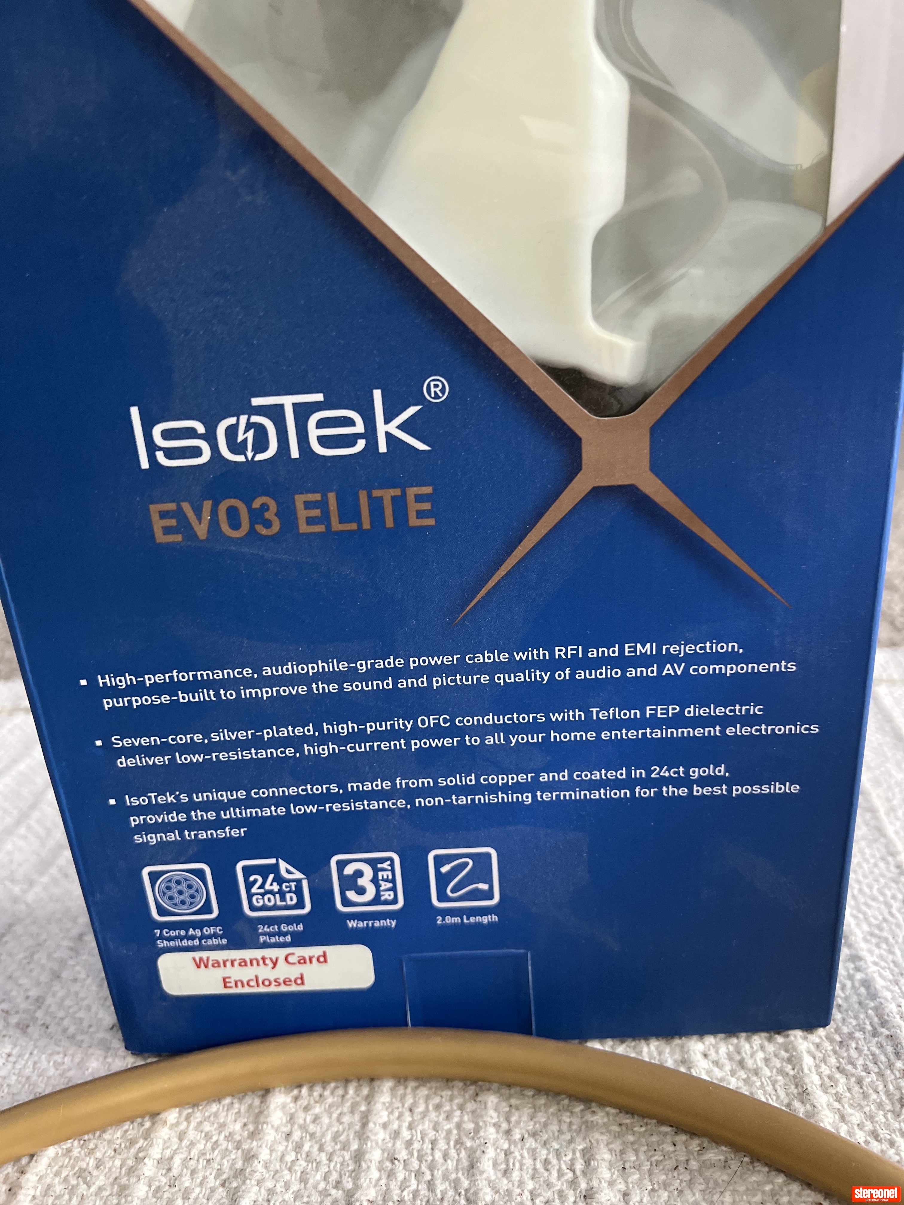 IsoTek Evo3 Elite Power Cable - Power Cables - StereoNET