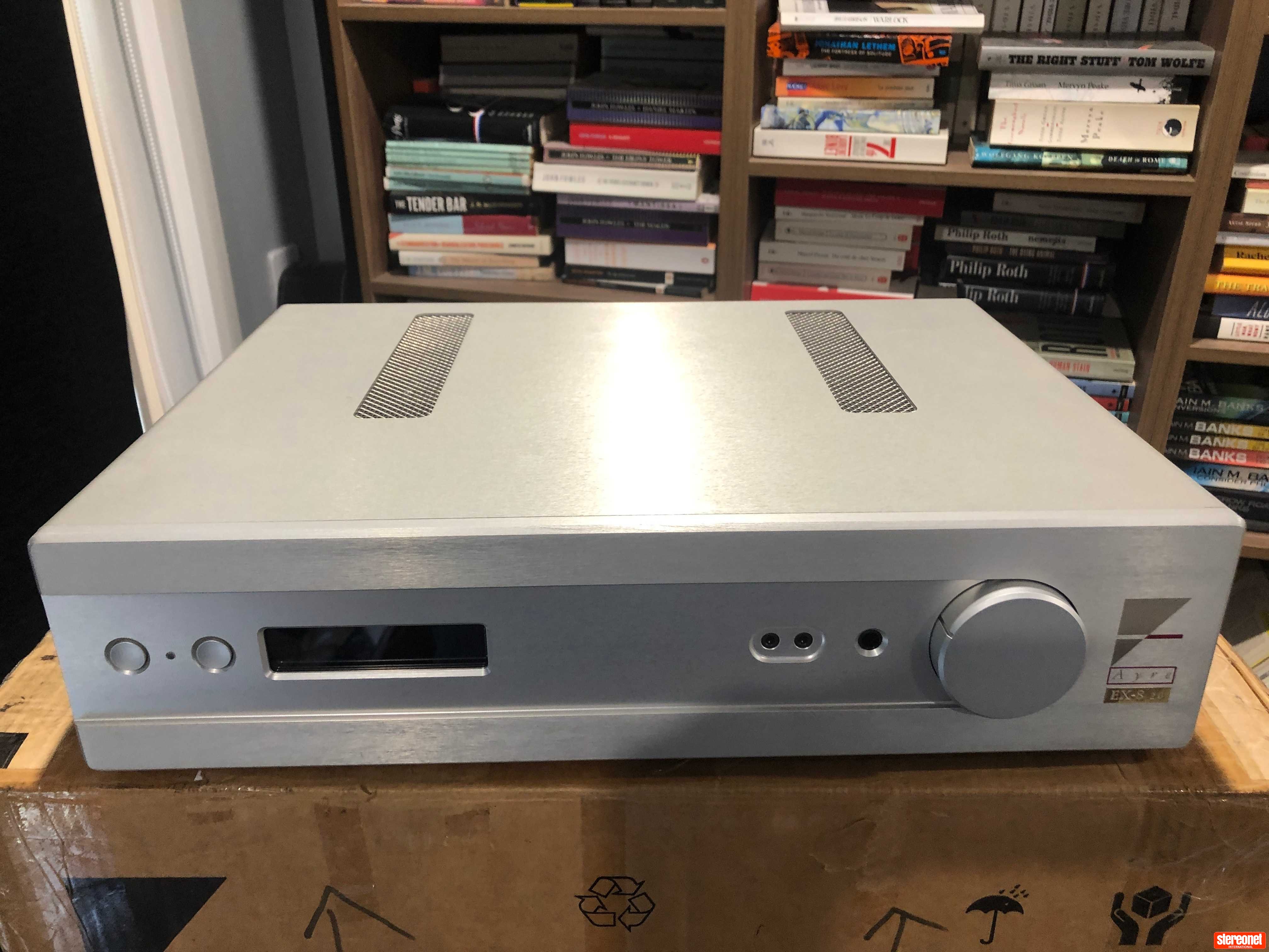 Ayre Acoustics EX-8 2.0 Integrated Amplifier (Solid State) - Integrated ...