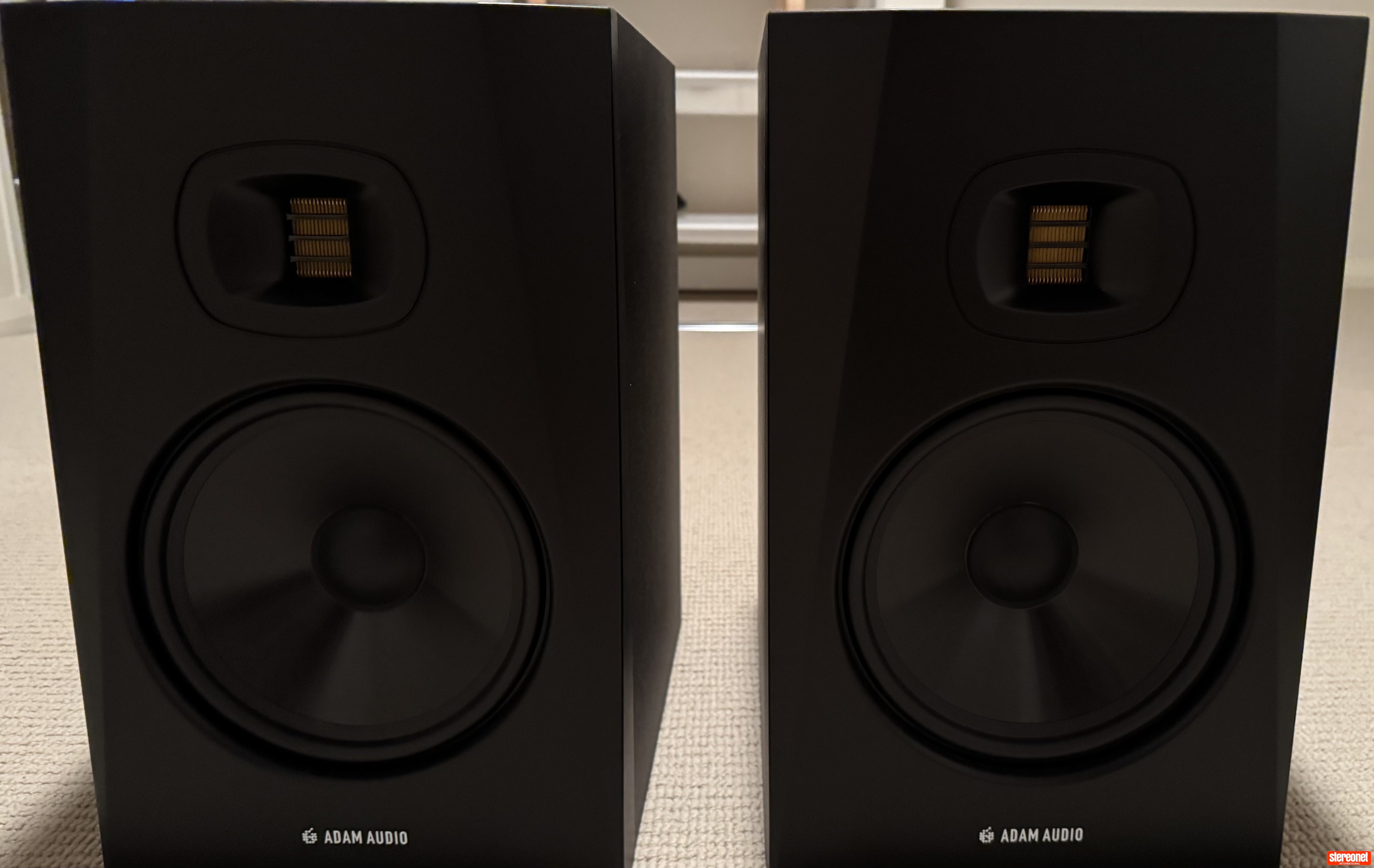 Adam Audio T8V Studio Monitors - Bookshelf & Small Monitors - StereoNET