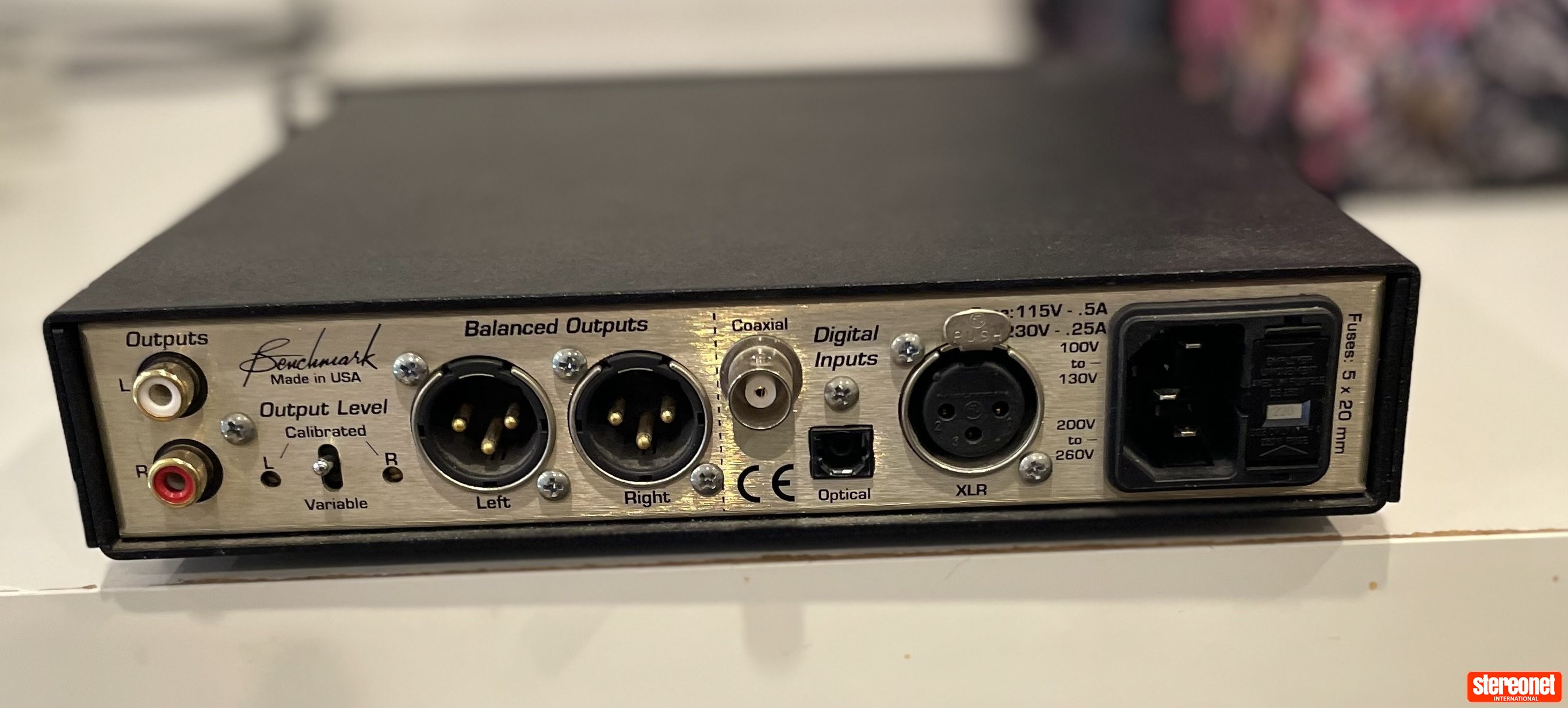 Benchmark DAC 1 Digital Analog Converter (DAC) - DACs and Streamers ...