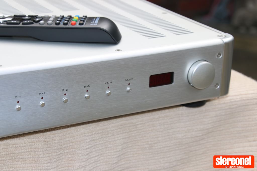 Krell KAV-400xi Integrated Amplifier (Solid State) - Integrated ...