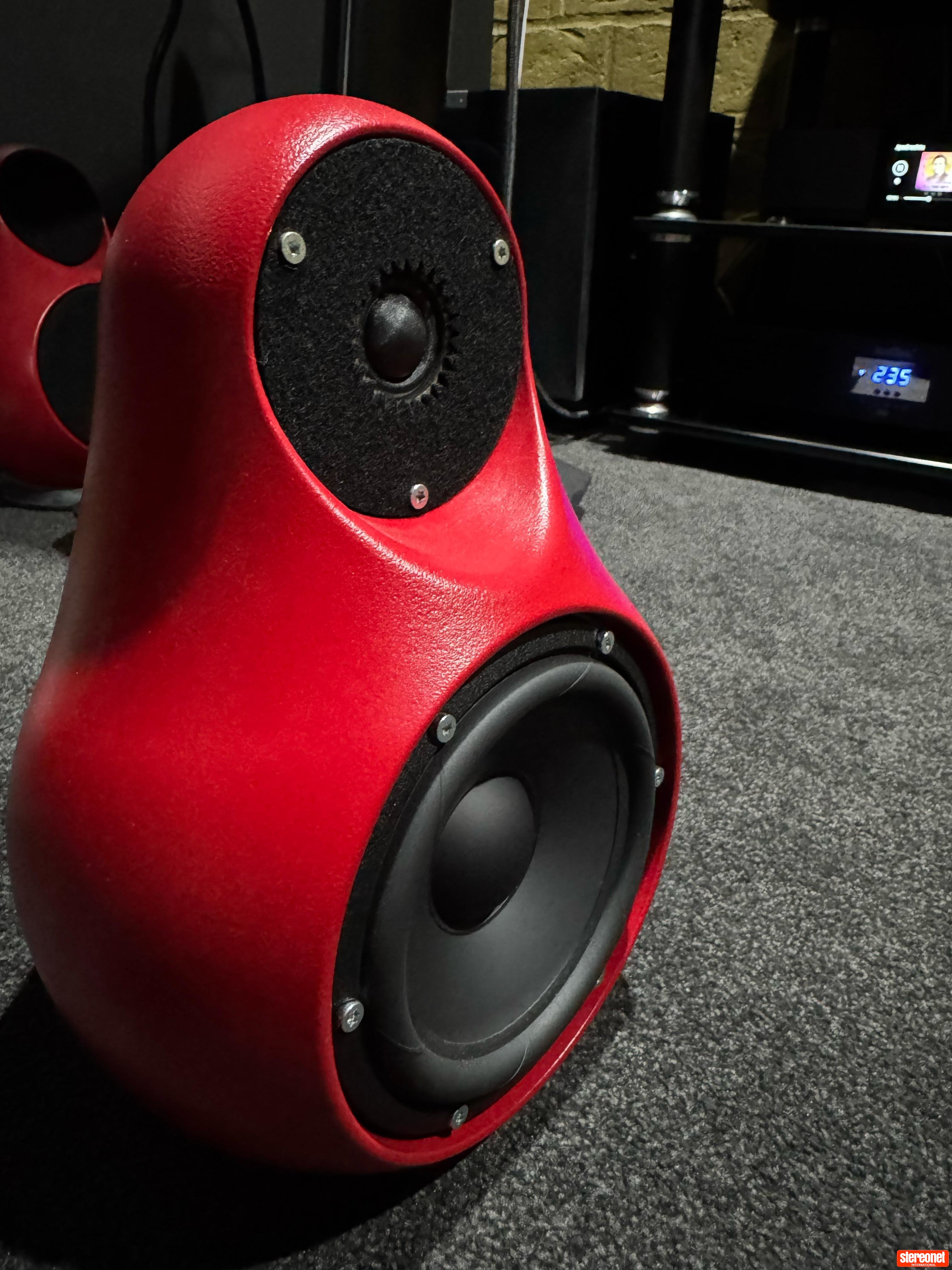 Jern 15 Bookshelf Loudspeakers - Bookshelf & Small Monitors - StereoNET