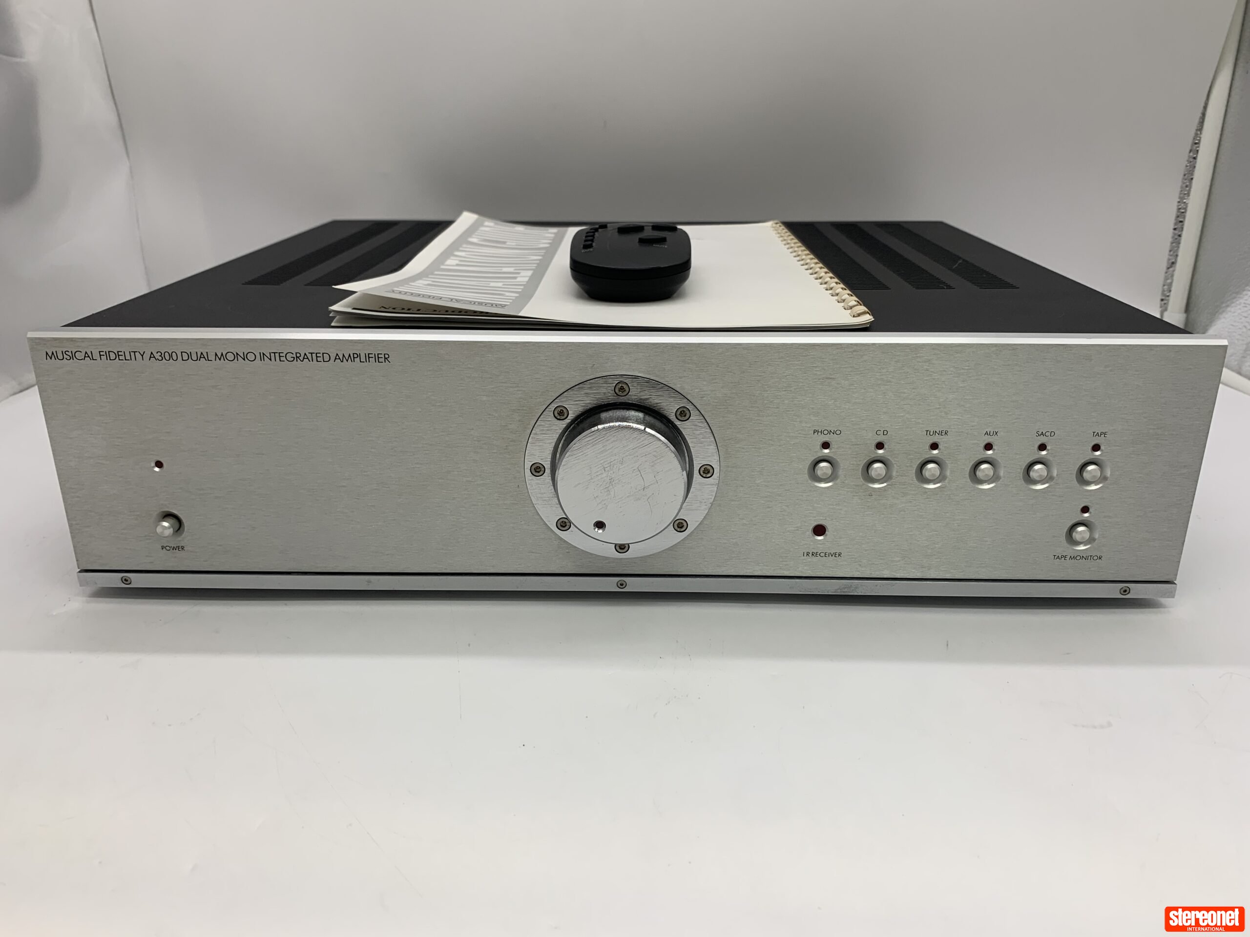 Musical Fidelity A300 Integrated Amplifier (Solid State) - Integrated ...