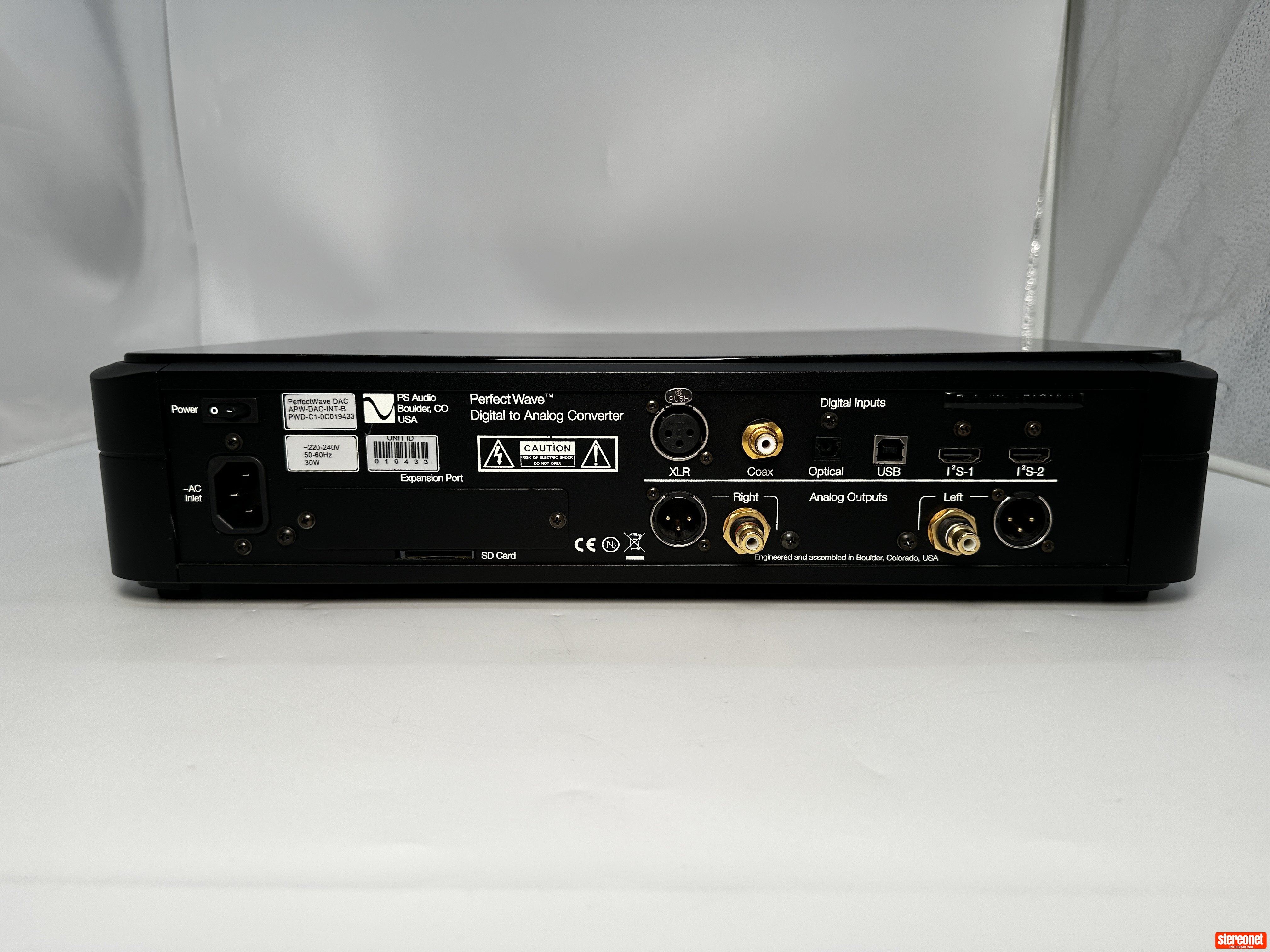 PS Audio Perfect Wave MKII Digital Analog Converter (DAC) - DACs and ...