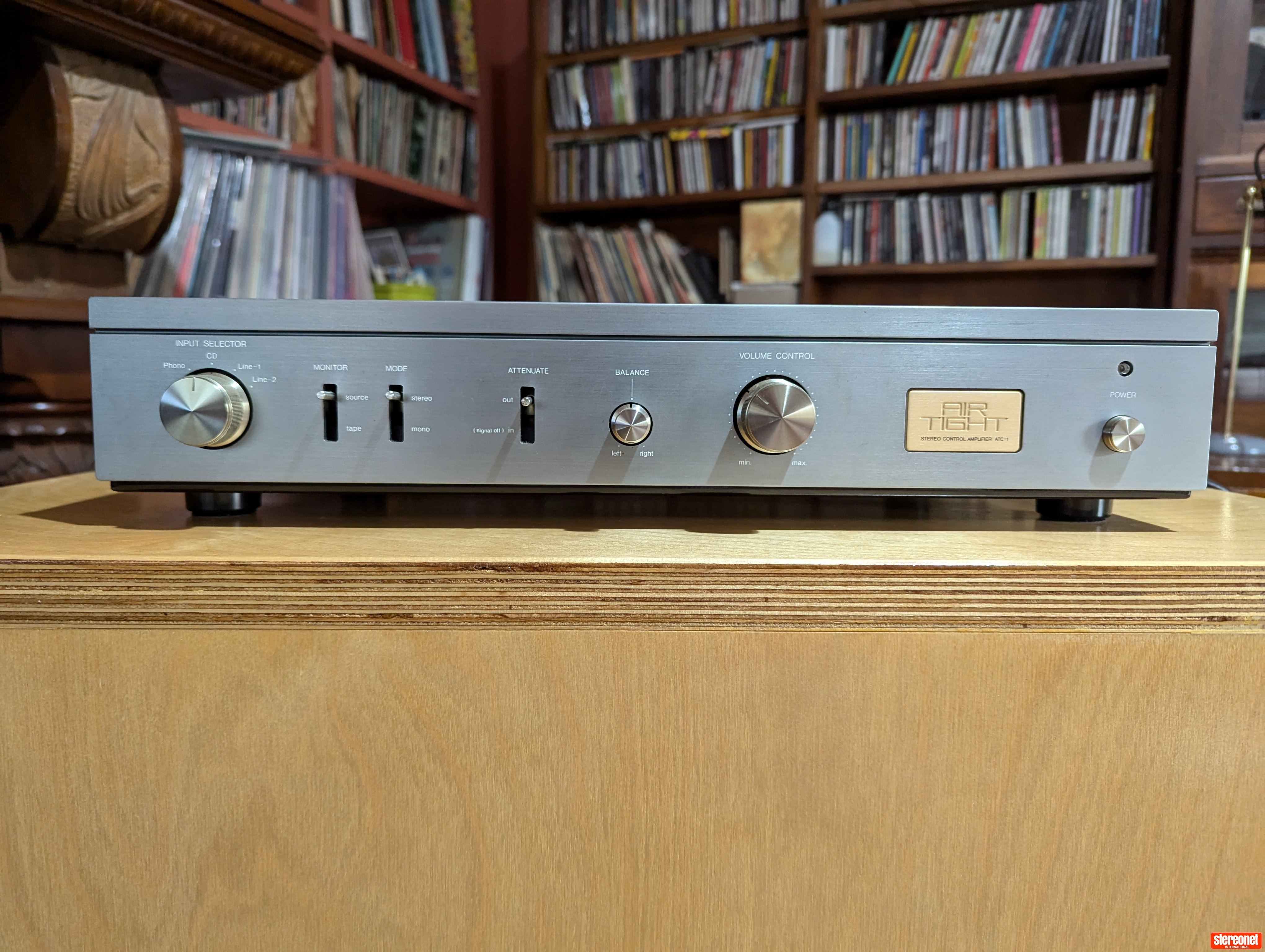 Air Tight ATC 1 Pre Amplifier - Pre Amplifiers - StereoNET