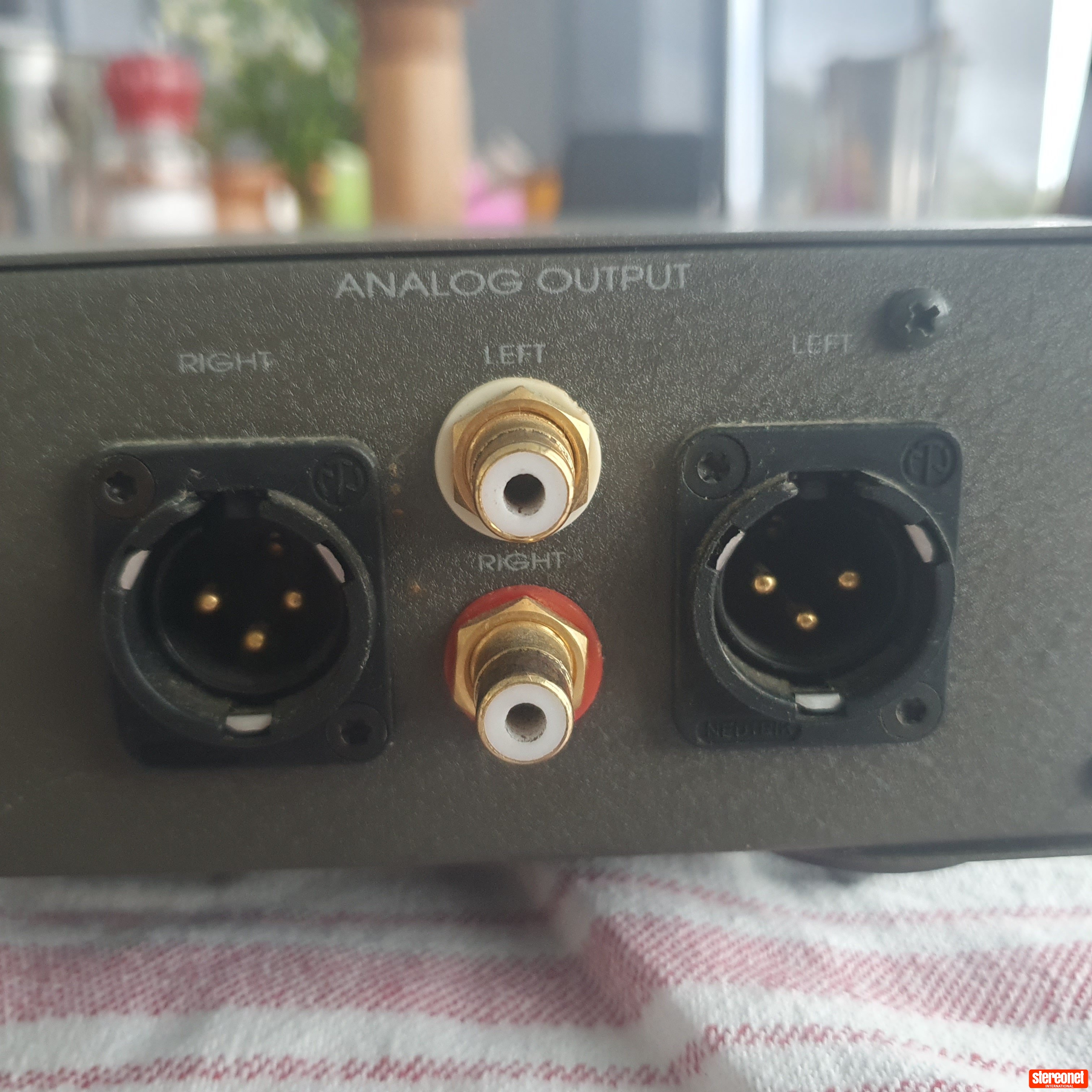 Wadia 12 Digital Analog Converter (DAC) - DACs and Streamers - StereoNET